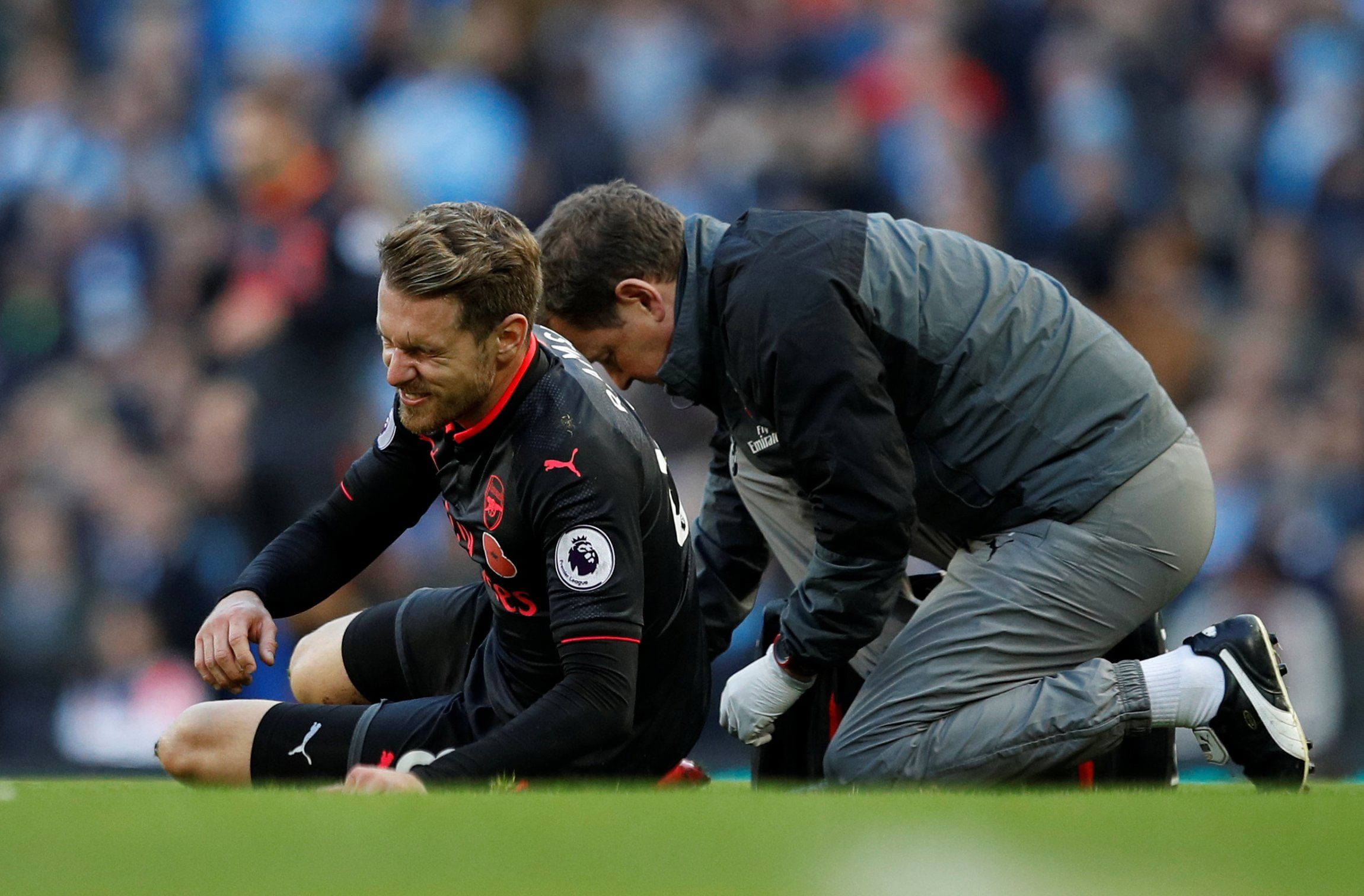 Arsenal injuries: Alexandre Lacazette, Aaron Ramsey and Mesut Ozil's ...