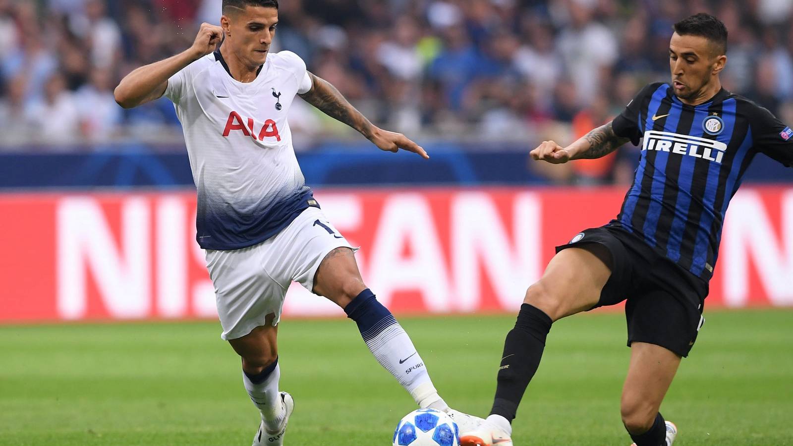 Tottenham fans heap praise on Lamela display vs West Ham