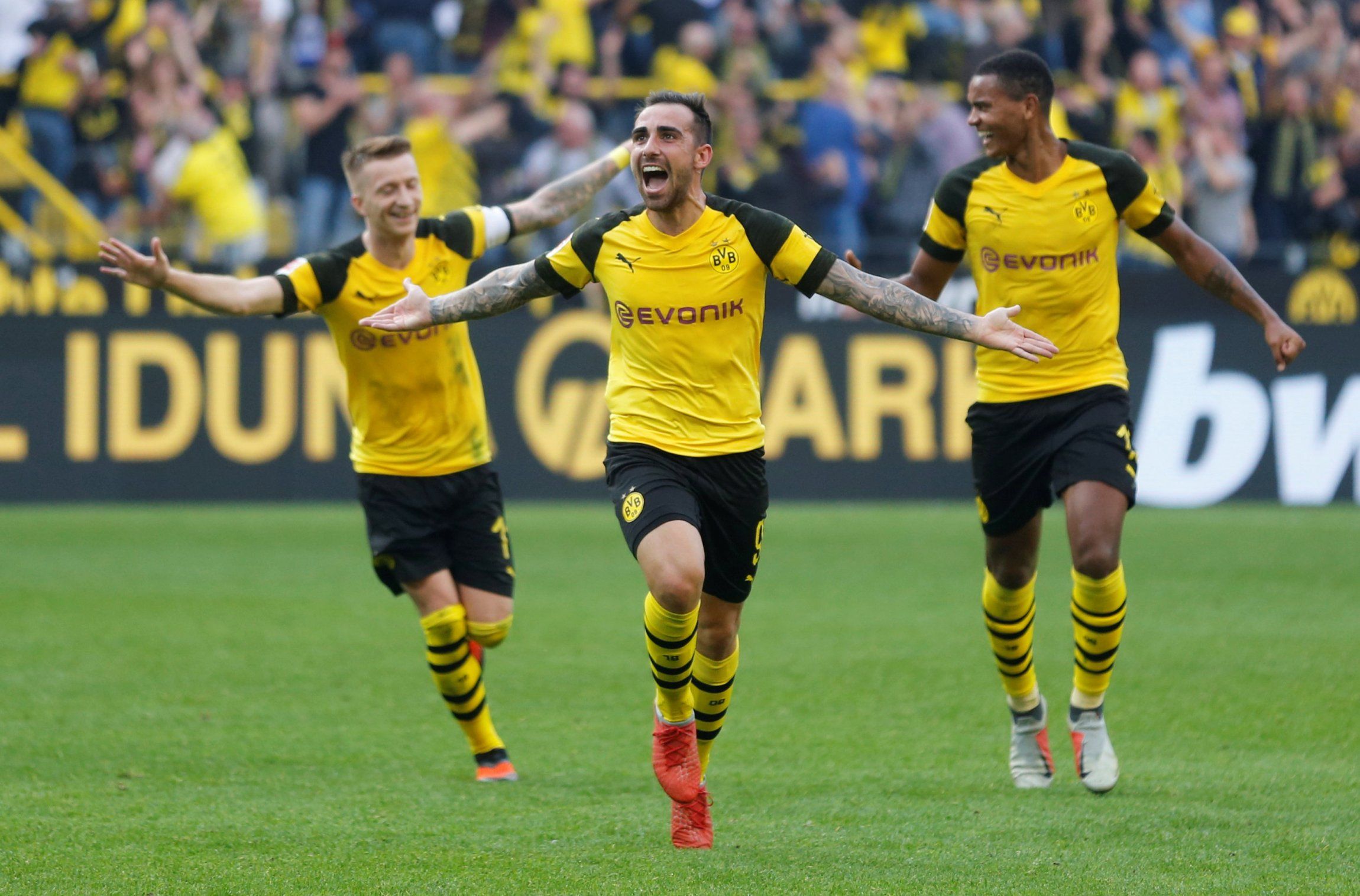 Borussia Dortmund's Paco Alcacer emerges as an option for Tottenham Hotspur
