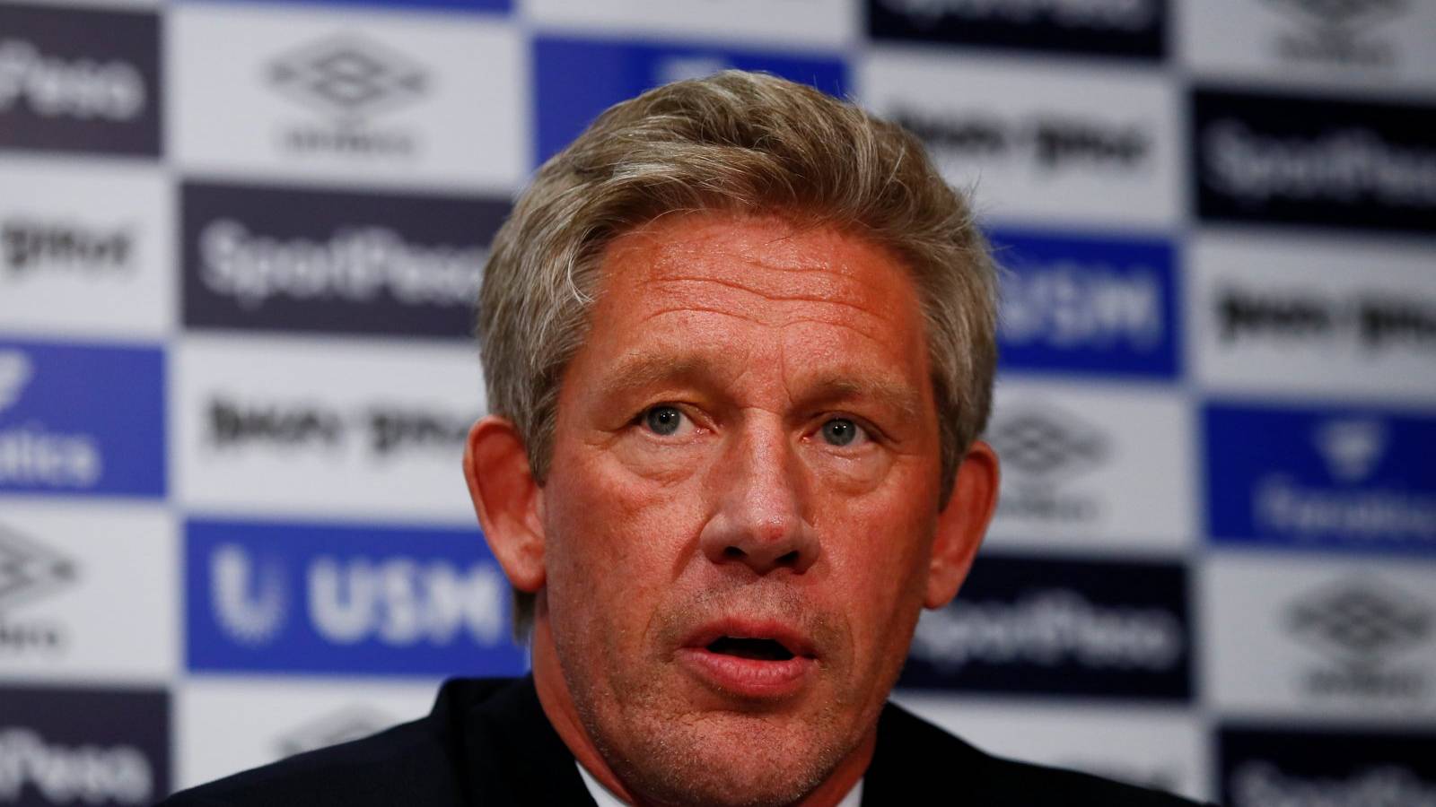 Capturing Aaron Ramsey would be Marcel Brands an instant Everton hero