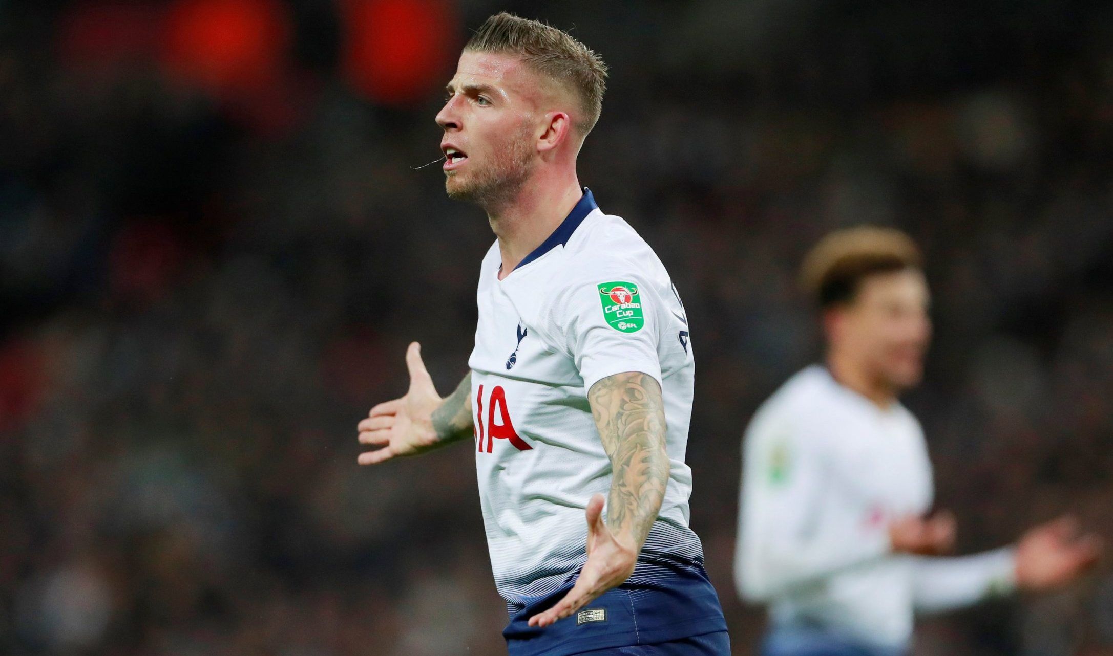 Tottenham fans desperate for new Toby Alderweireld deal