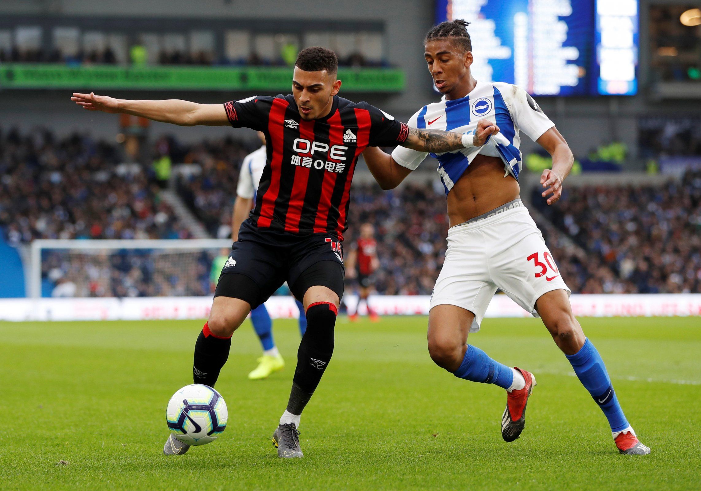 Lee Bowyer and Steve Gallen didn't let Karlan Grant leave Charlton easily