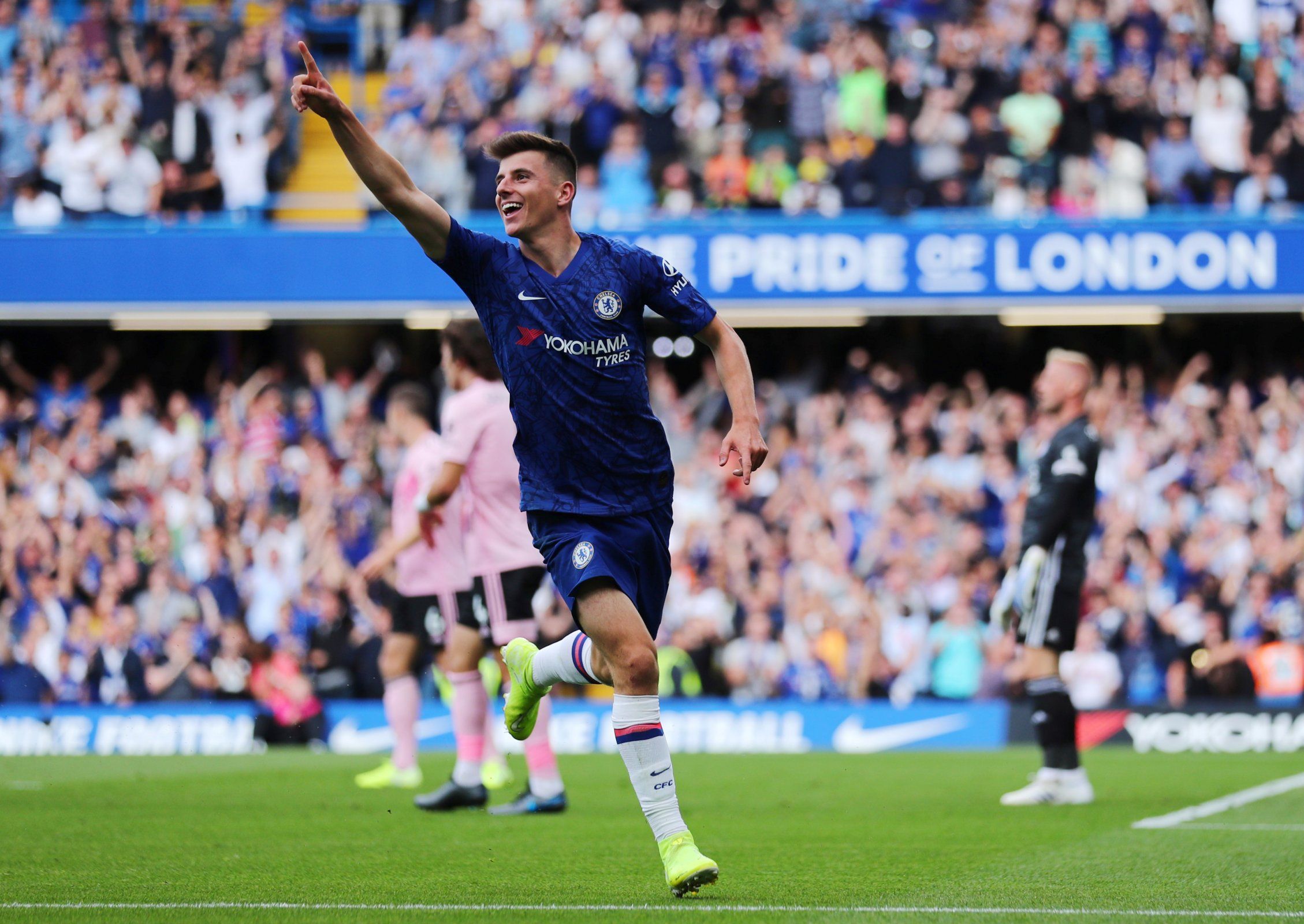 West Ham's Declan Rice sends brilliant message to Mason Mount following ...