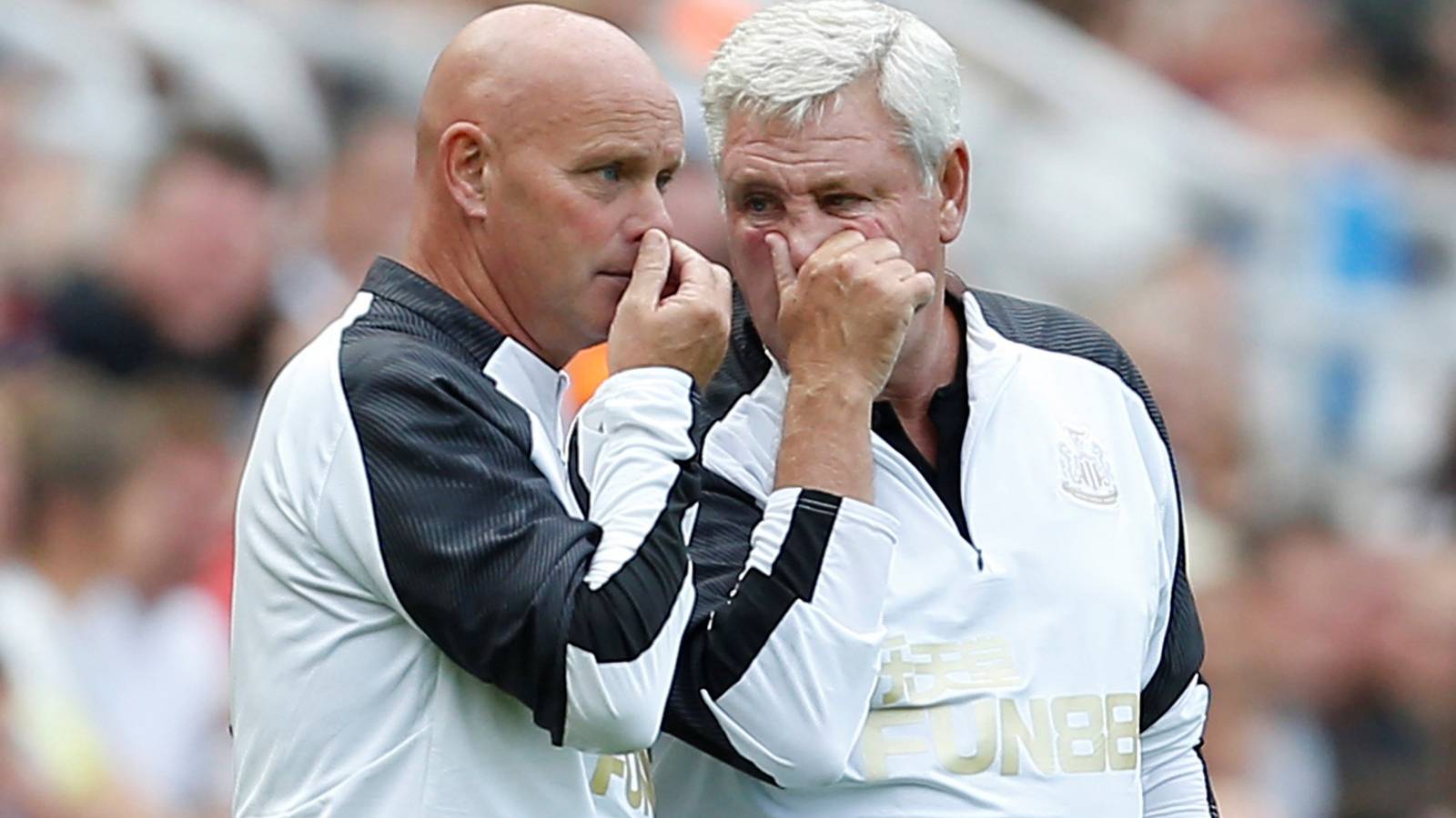 Newcastle fans react to Steve Bruce's starting XI for Leicester clash