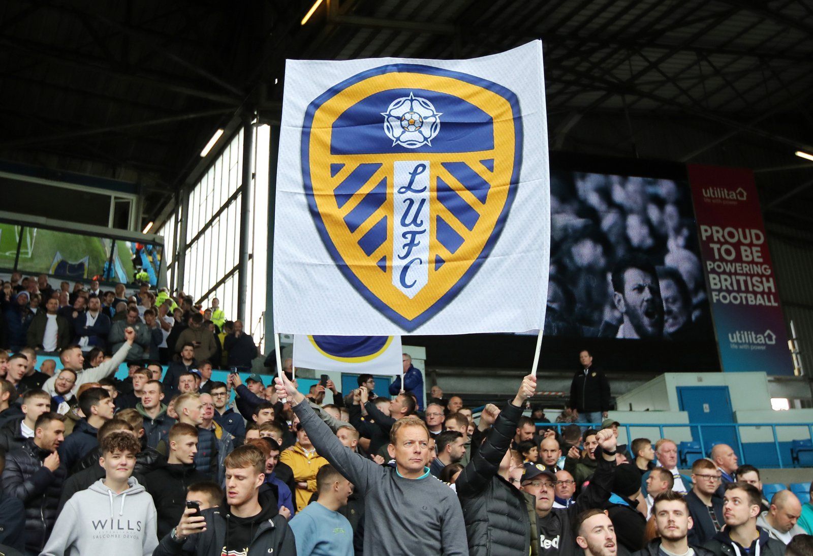 Leeds United: Fans react to Phil Hay's tweet