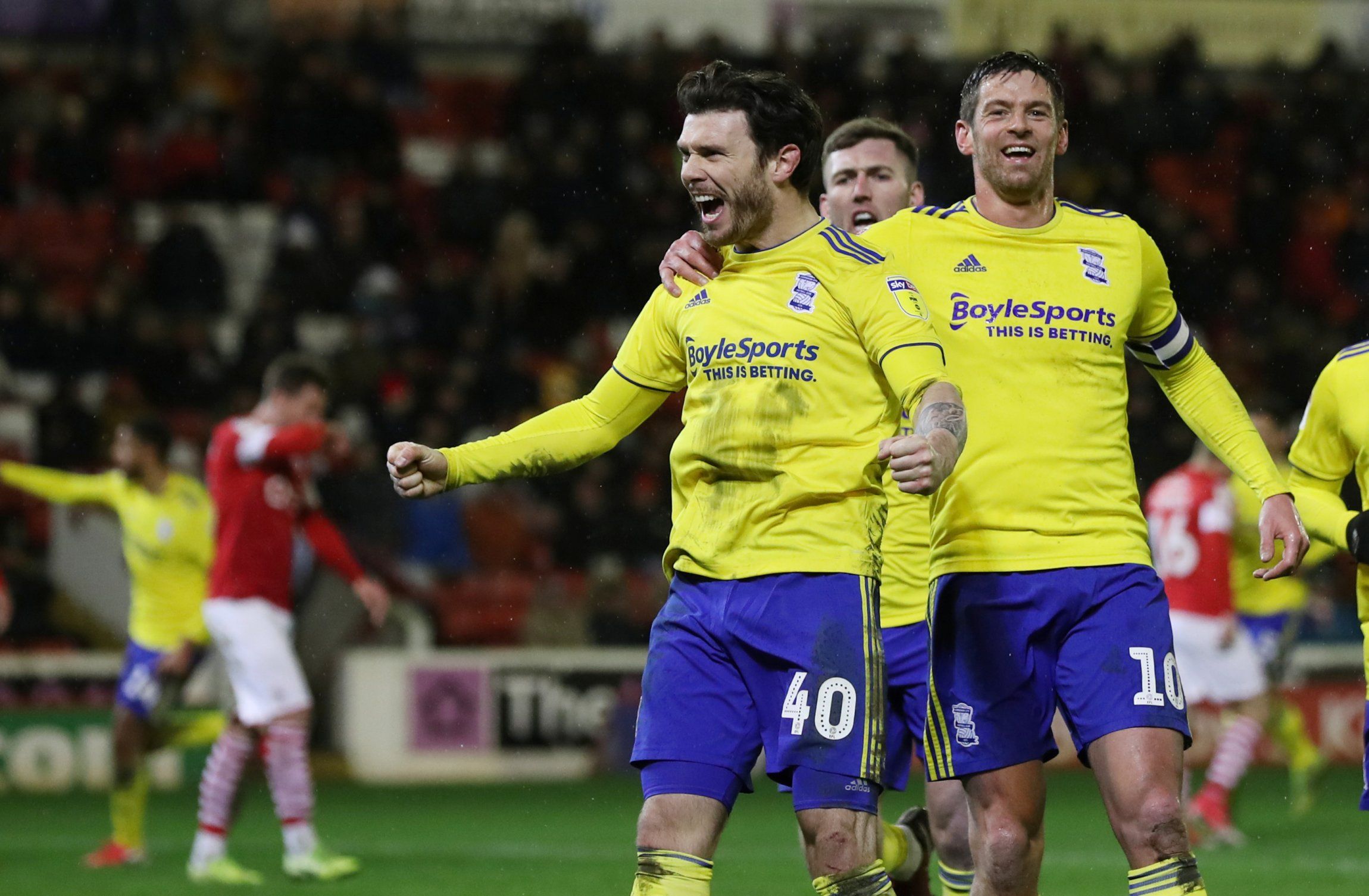 Aston Villa fans congratulate Scott Hogan for his Birmingham City form