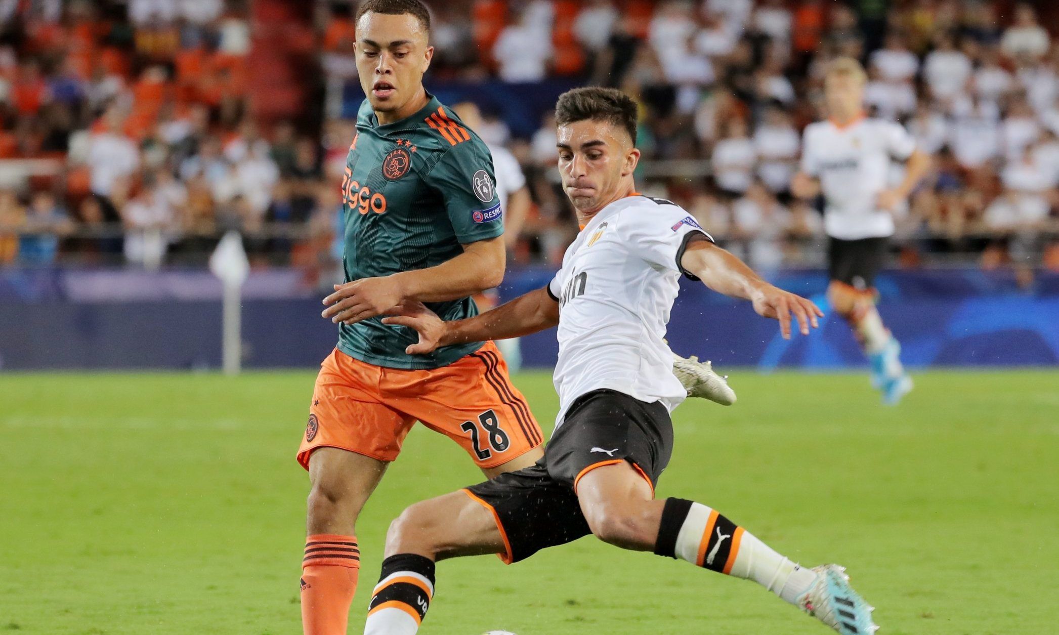 Liverpool can secure Salah successor with Ferran Torres