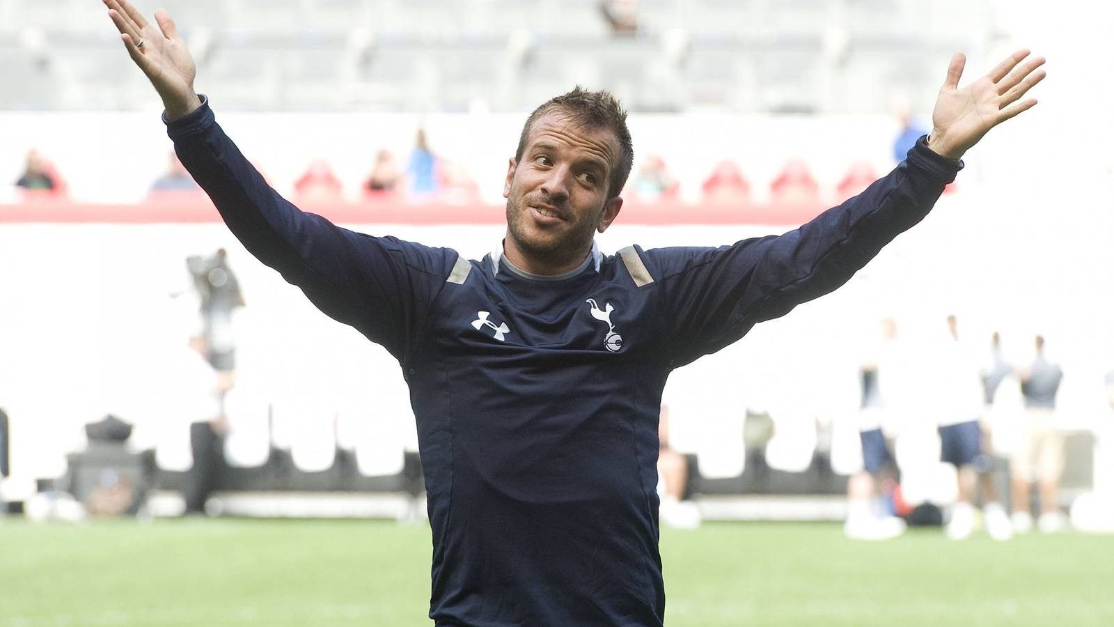 Van der Vaart's Spurs career in pictures