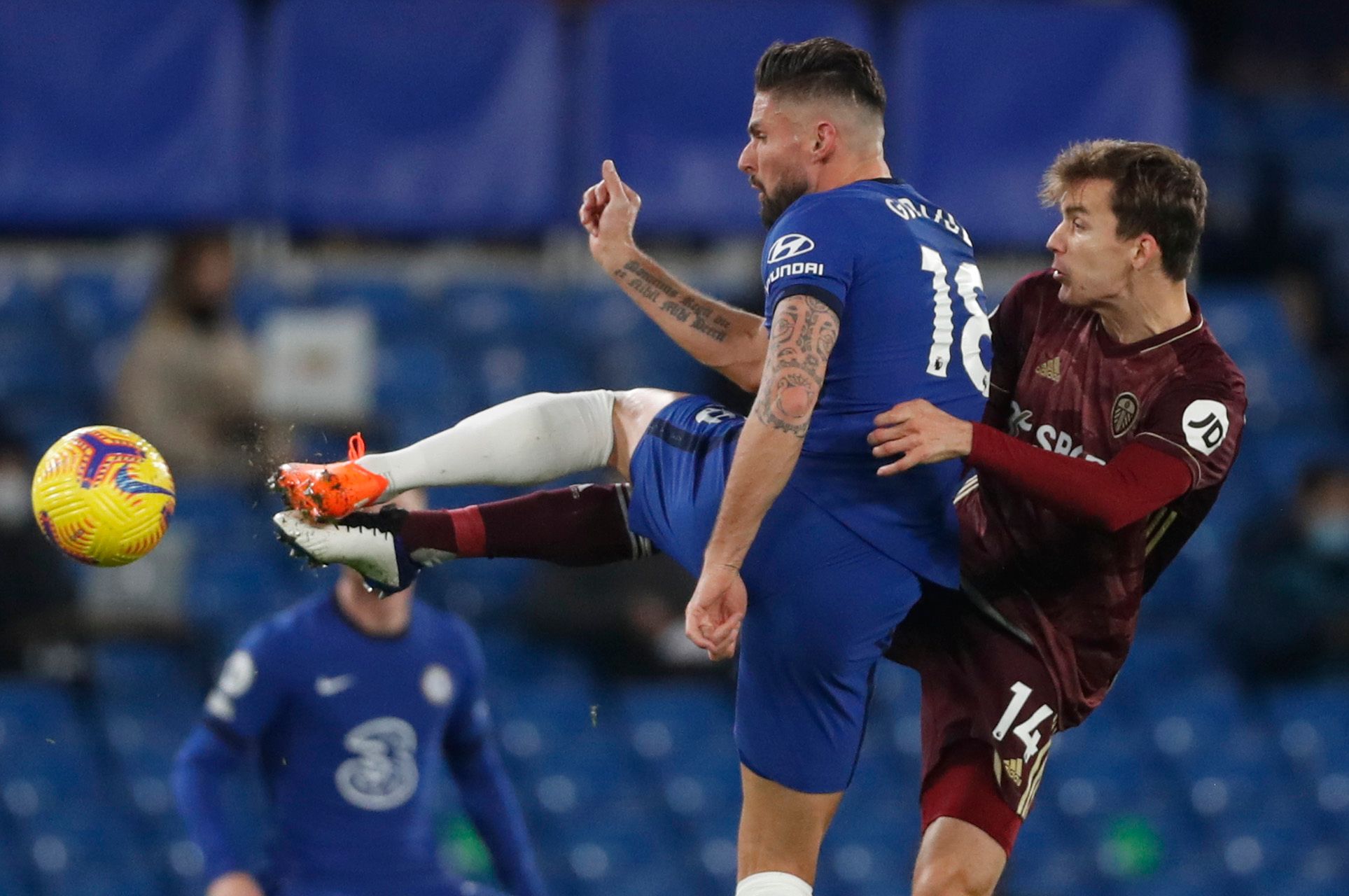 Leeds' Bielsa must unleash Llorente