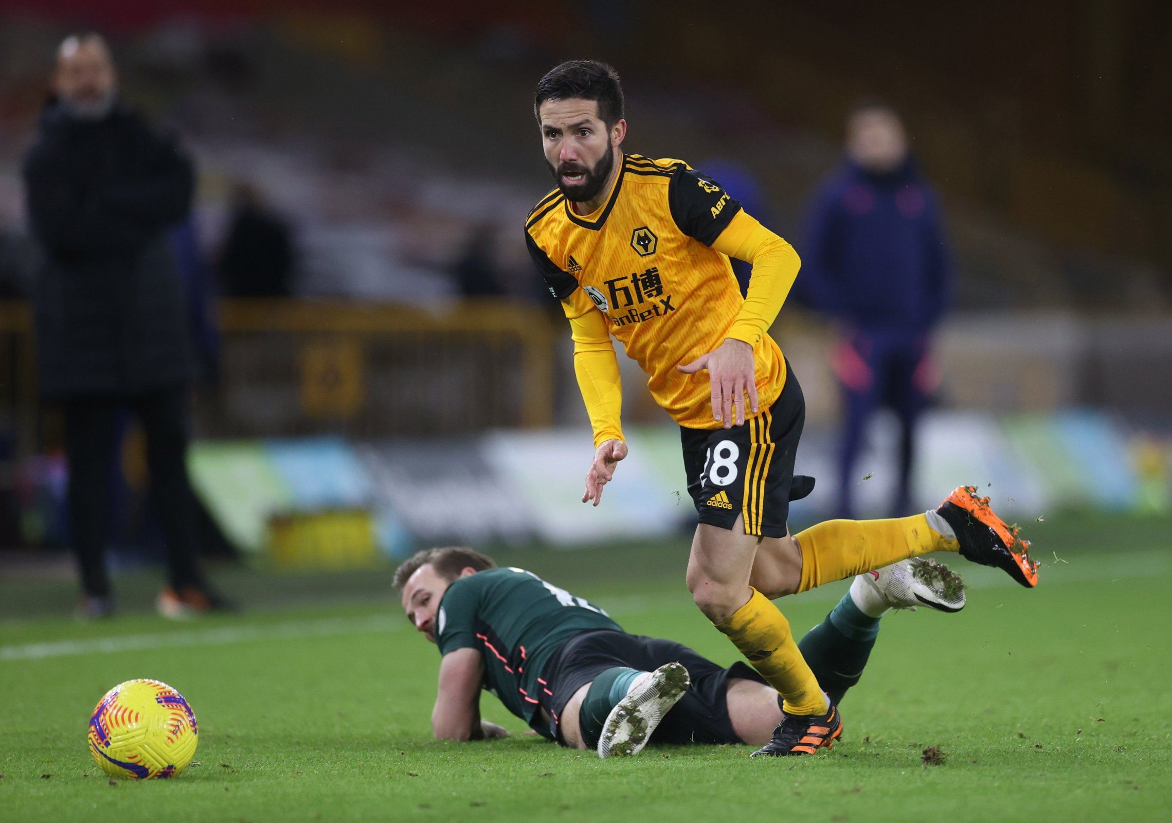Wolves must axe Joao Moutinho against Manchester United