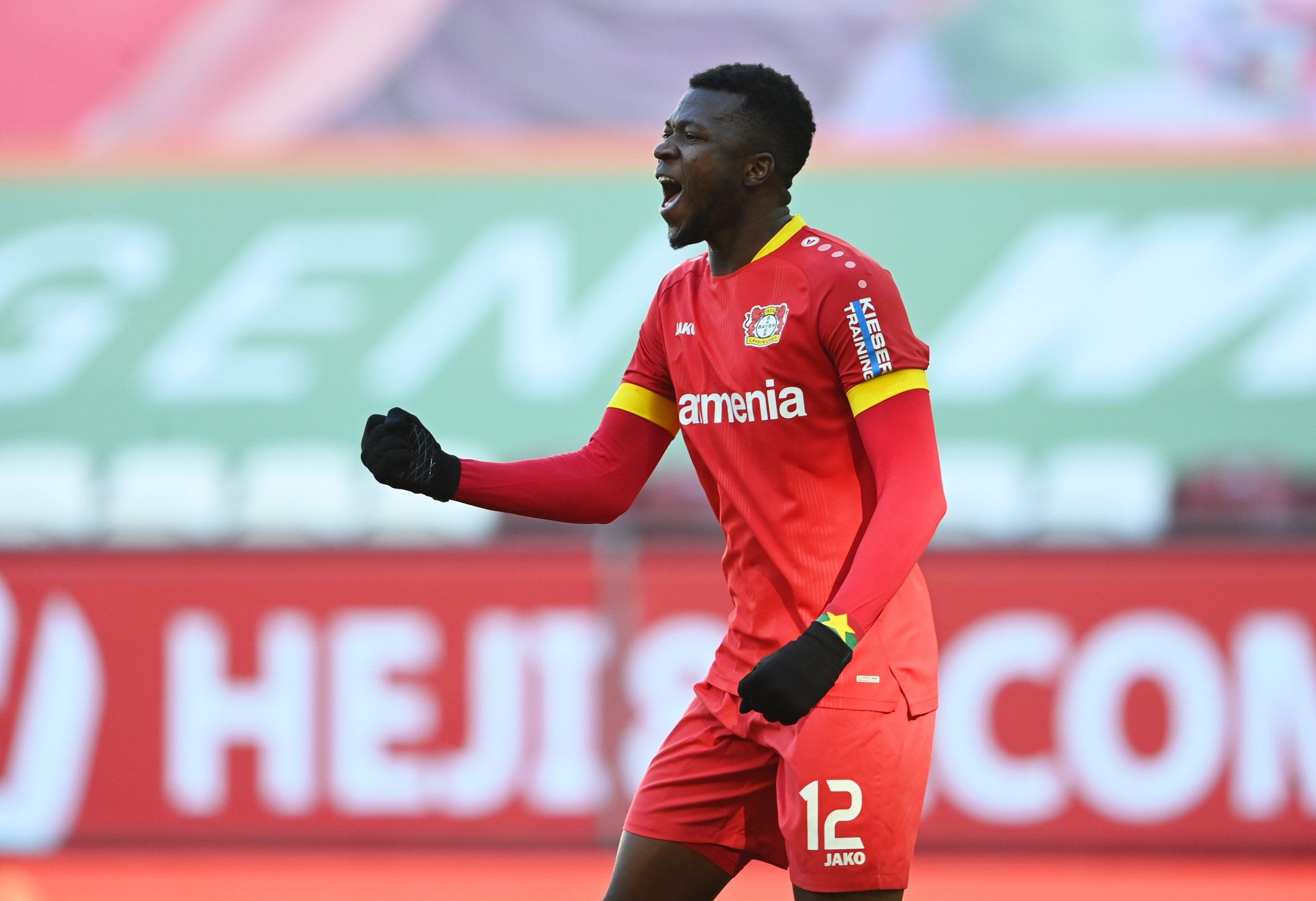 Man United must make move for Tapsoba