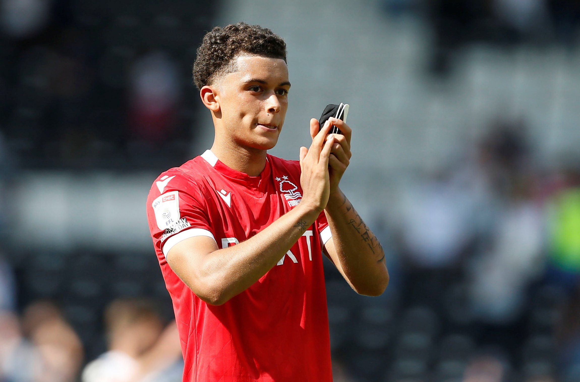 Everton reeling from Brennan Johnson error