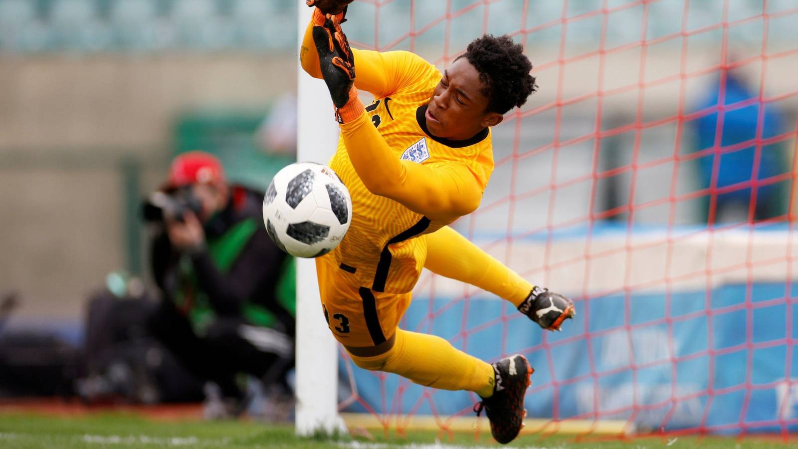 Celtic can save millions with Oluwayemi