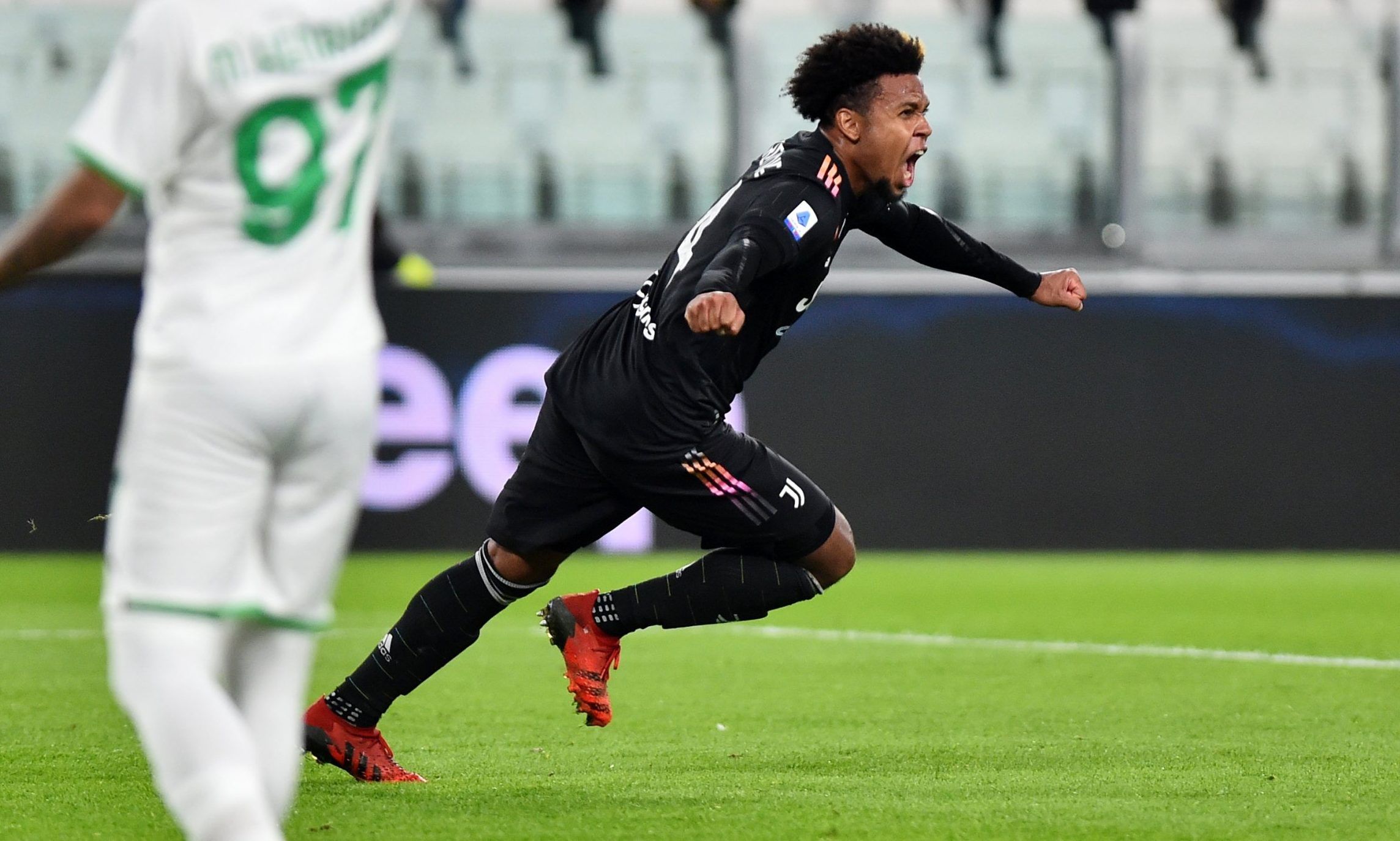 Spurs eye Antonio Conte's new N'Golo Kante