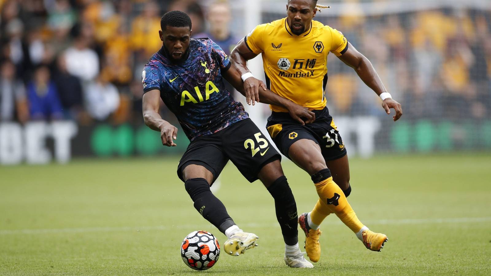 Spurs should target Traore over James