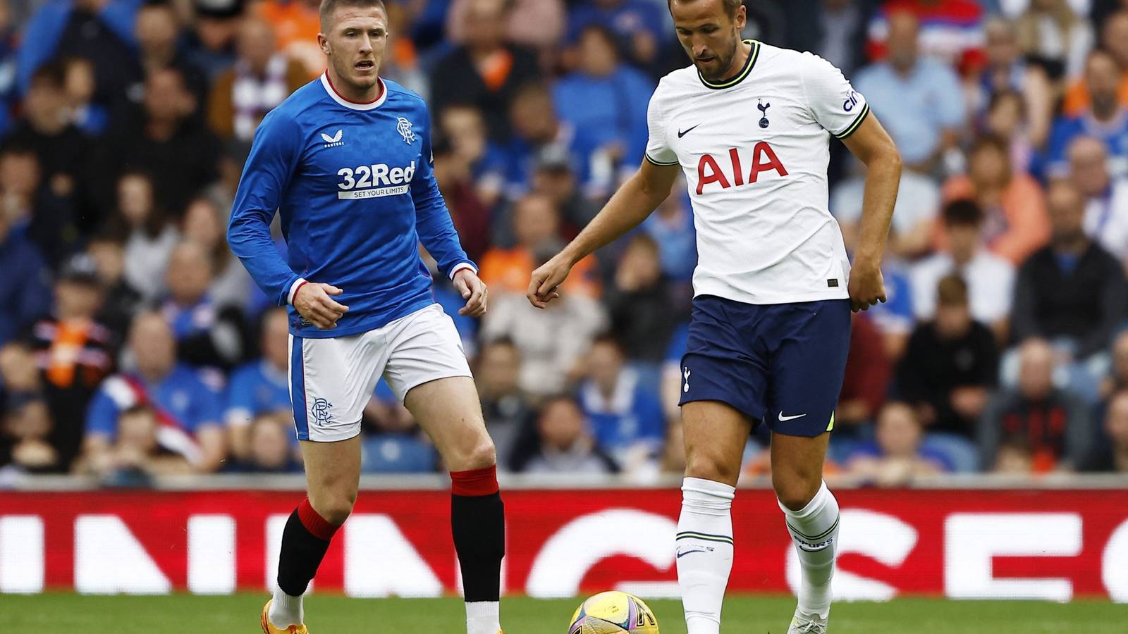 Tottenham: Sky reporter hints at new Harry Kane deal