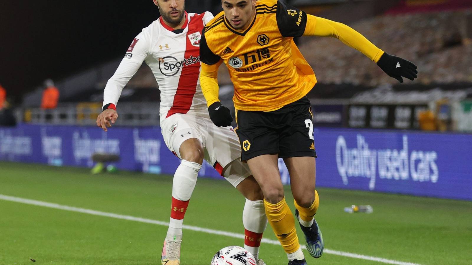 Ki-Jana Hoever has last chance at Wolves