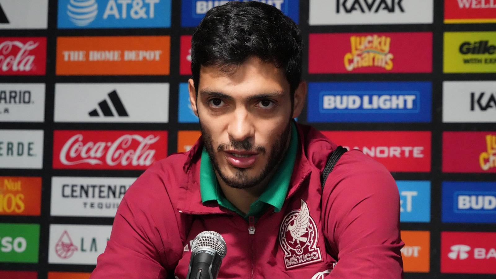 Wolves: Jimenez could return before World Cup