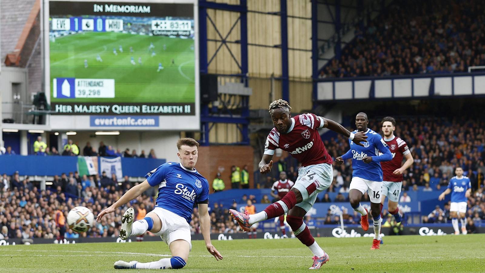 West Ham: Ex shares big Cornet update