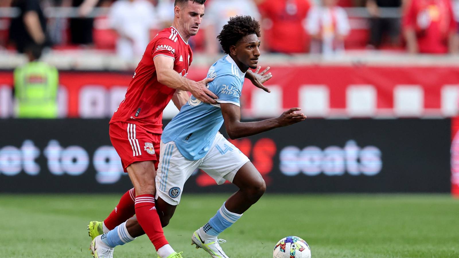 Man City: Magno hints at 'dream' move to Eastlands