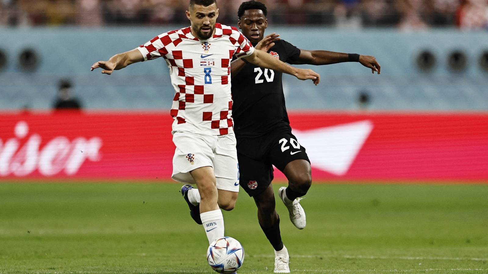 Everton could bin DCL by signing David