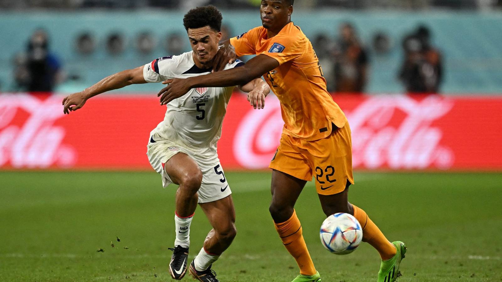 Newcastle plotting move for Robinson