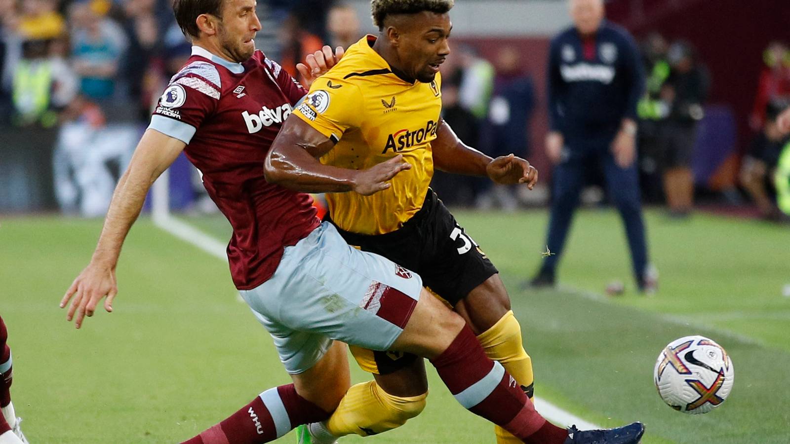 Wolves: Old Gold make Craig Dawson transfer bid