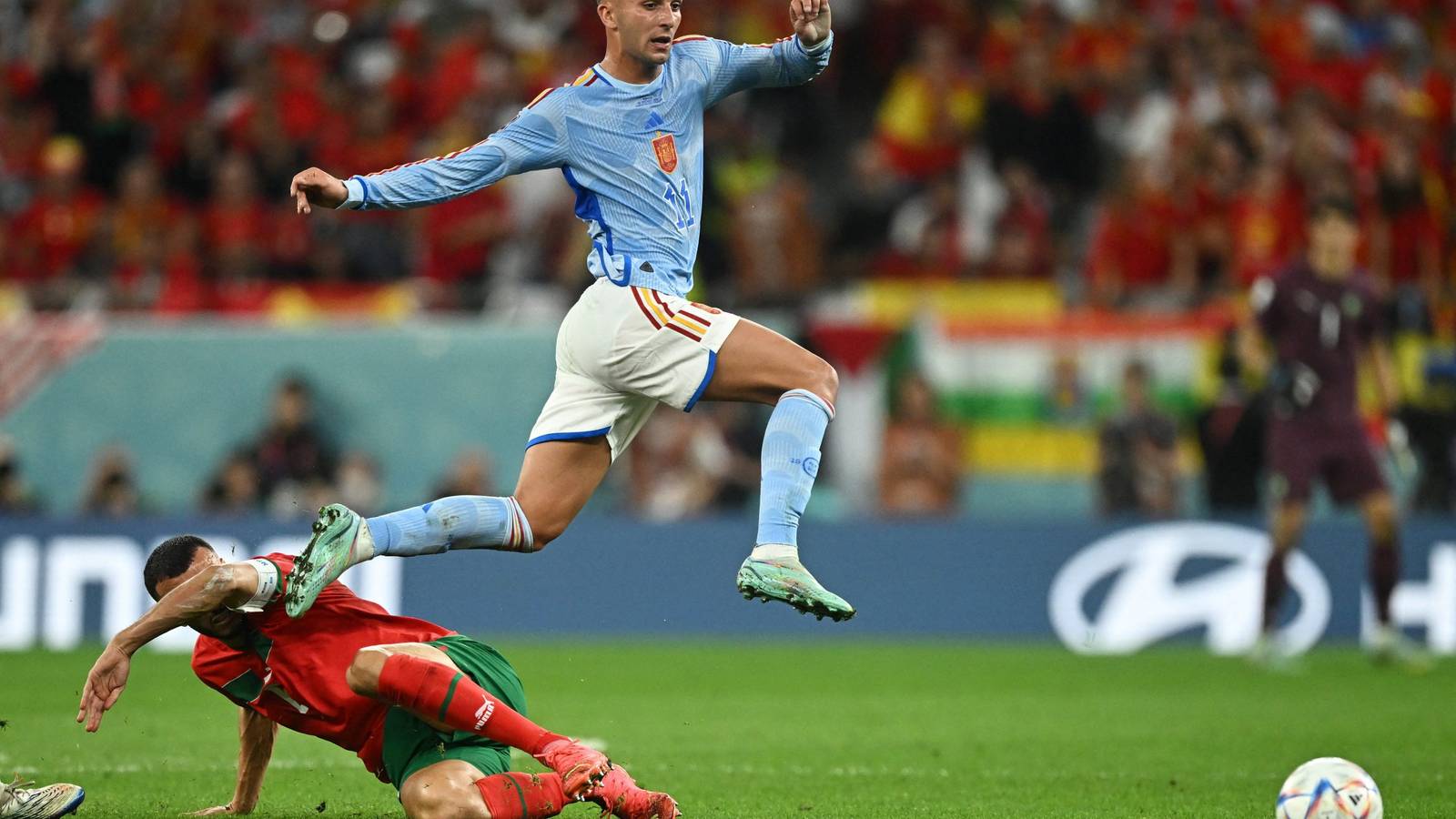 Arsenal backed to sign Ferran Torres