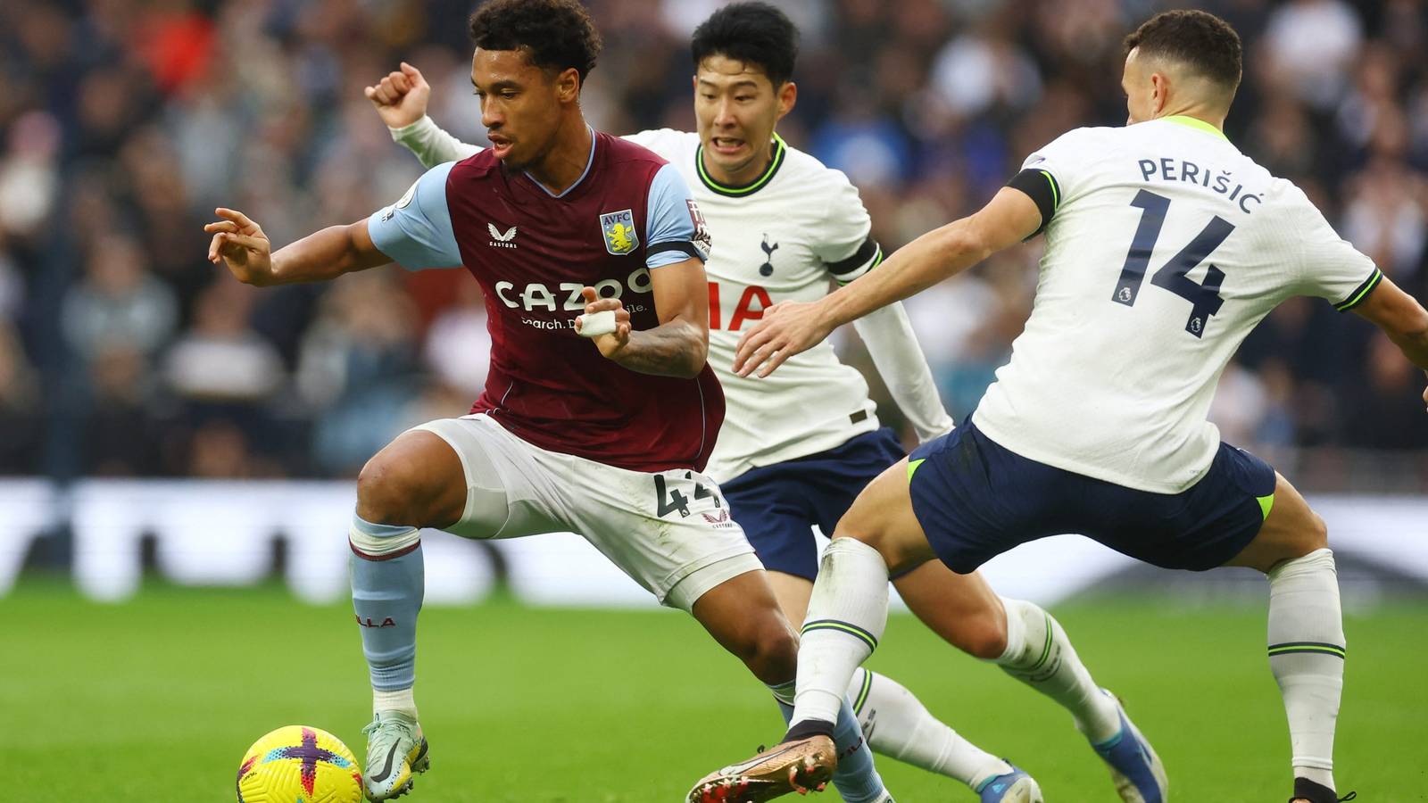 Aston Villa suffer Kamara injury blow