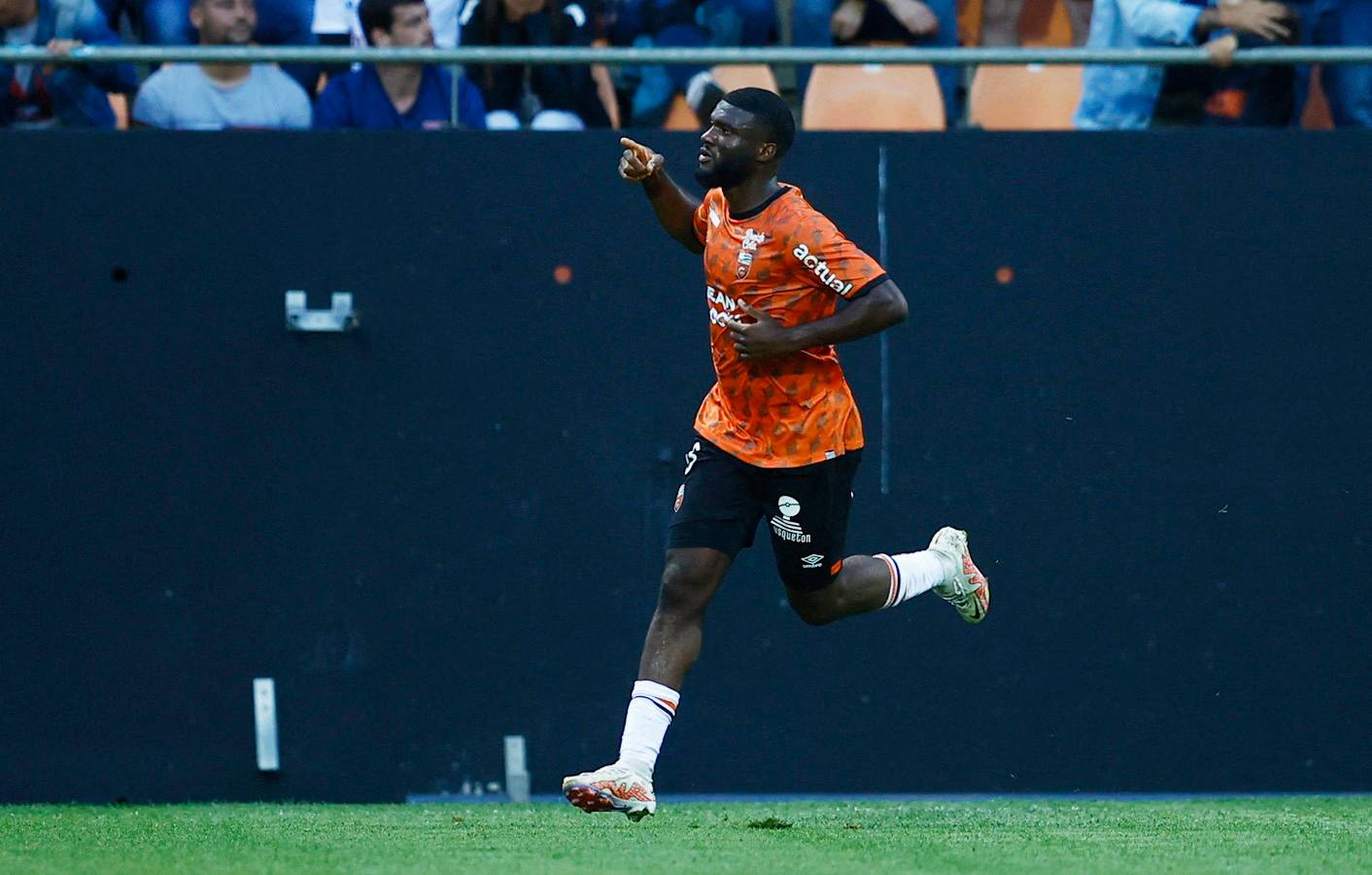 Everton keen on signing Terem Moffi