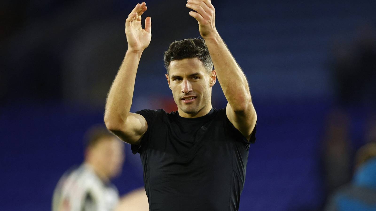 Newcastle: Fabian Schar to treat recurring foot injury