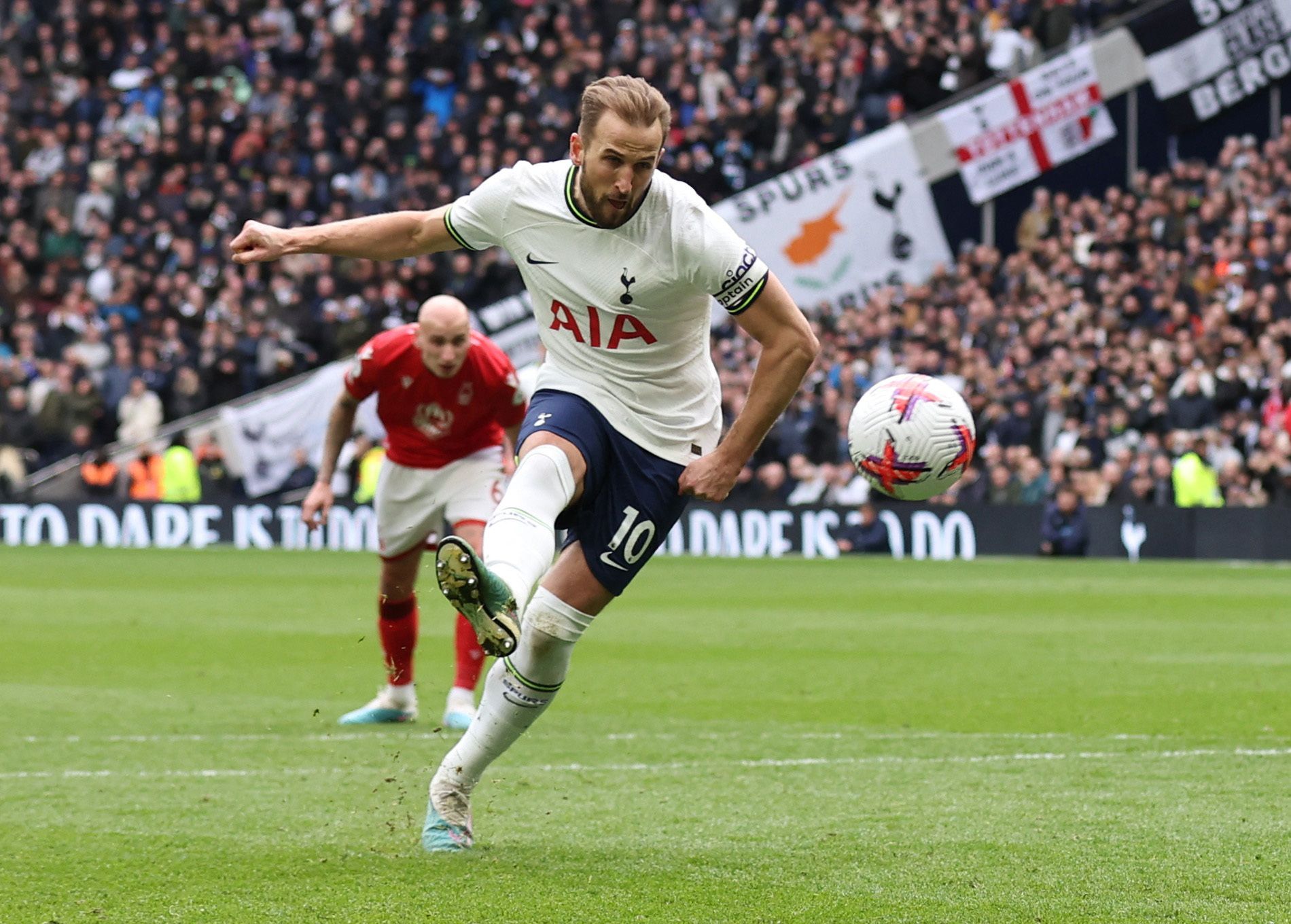 Spurs: Journalist believes club cannot turn down huge offer for Harry Kane