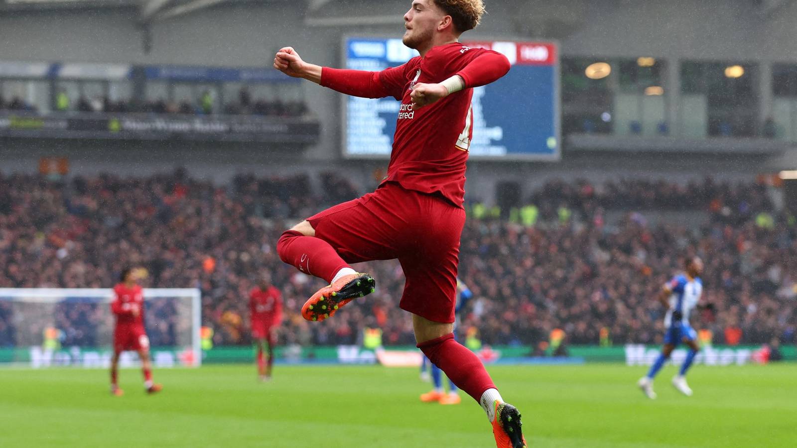 Liverpool: Imagine Elliott and Bellingham