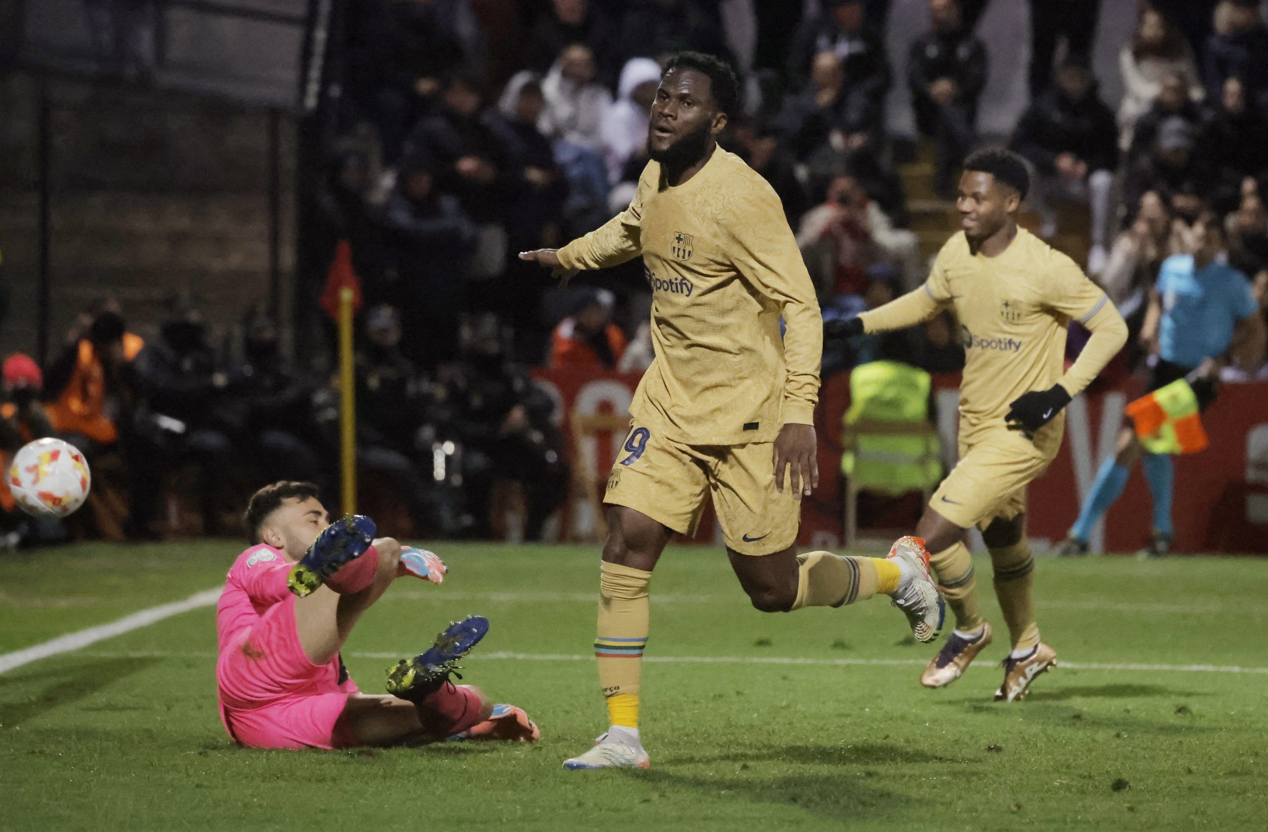 Aston Villa: Imagine Franck Kessie & Kamara Aston Villa: Imagine Franck Kessie & Kamara