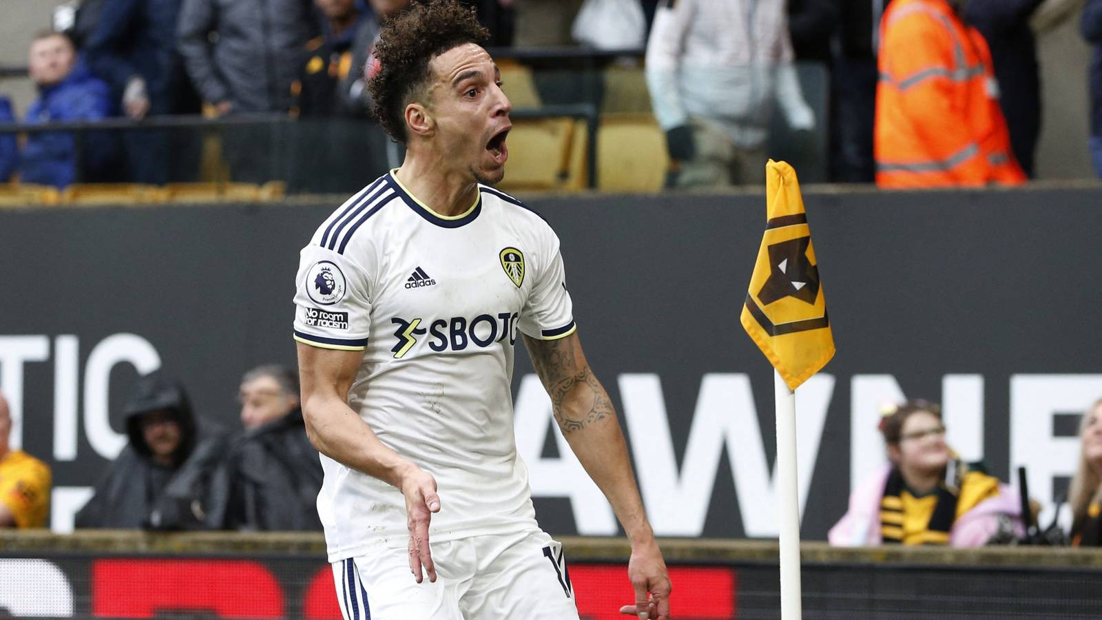 Leeds star may have suffered injury vs Wolves