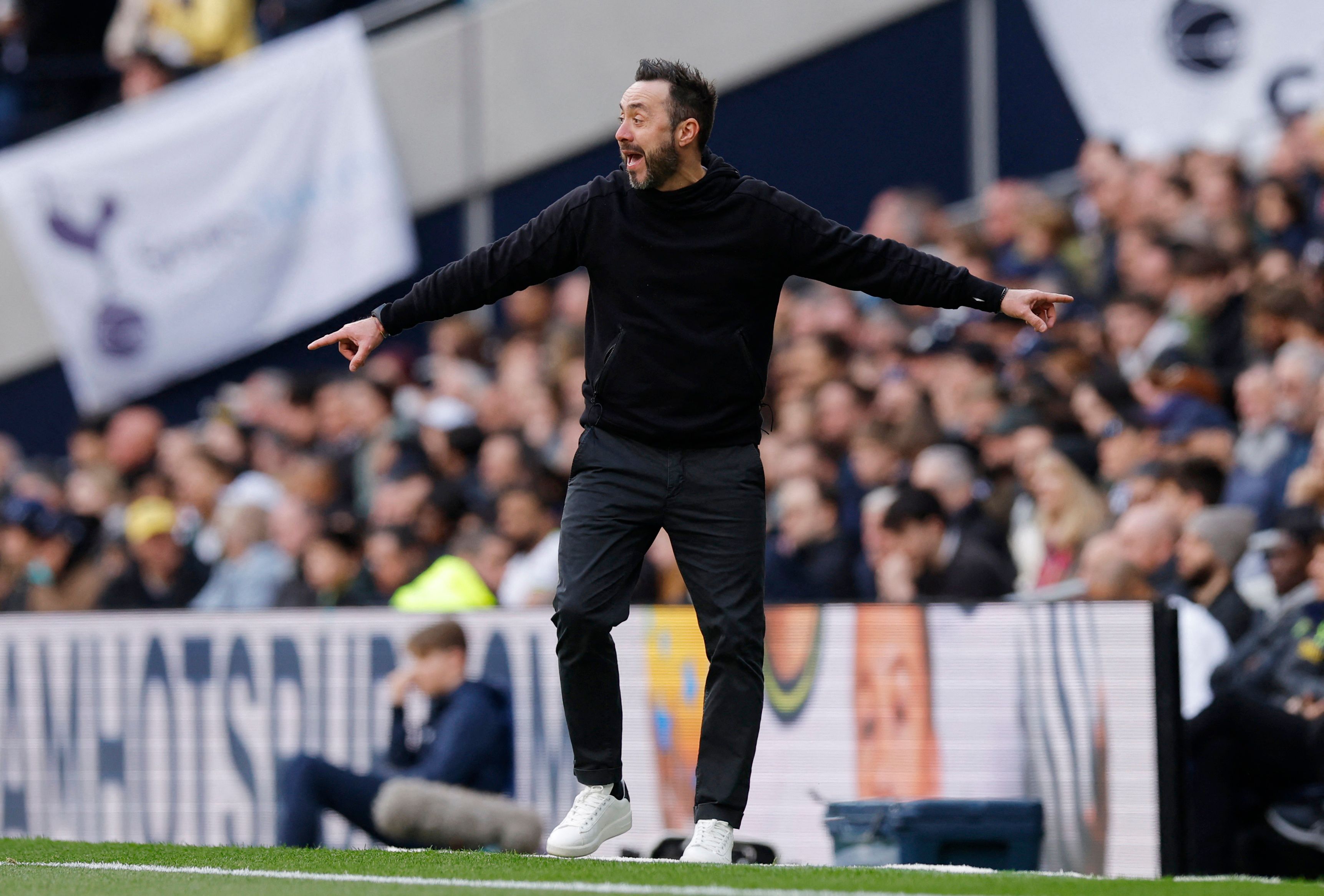 Tottenham manager news: 43 y/o failed Daniel Levy's test