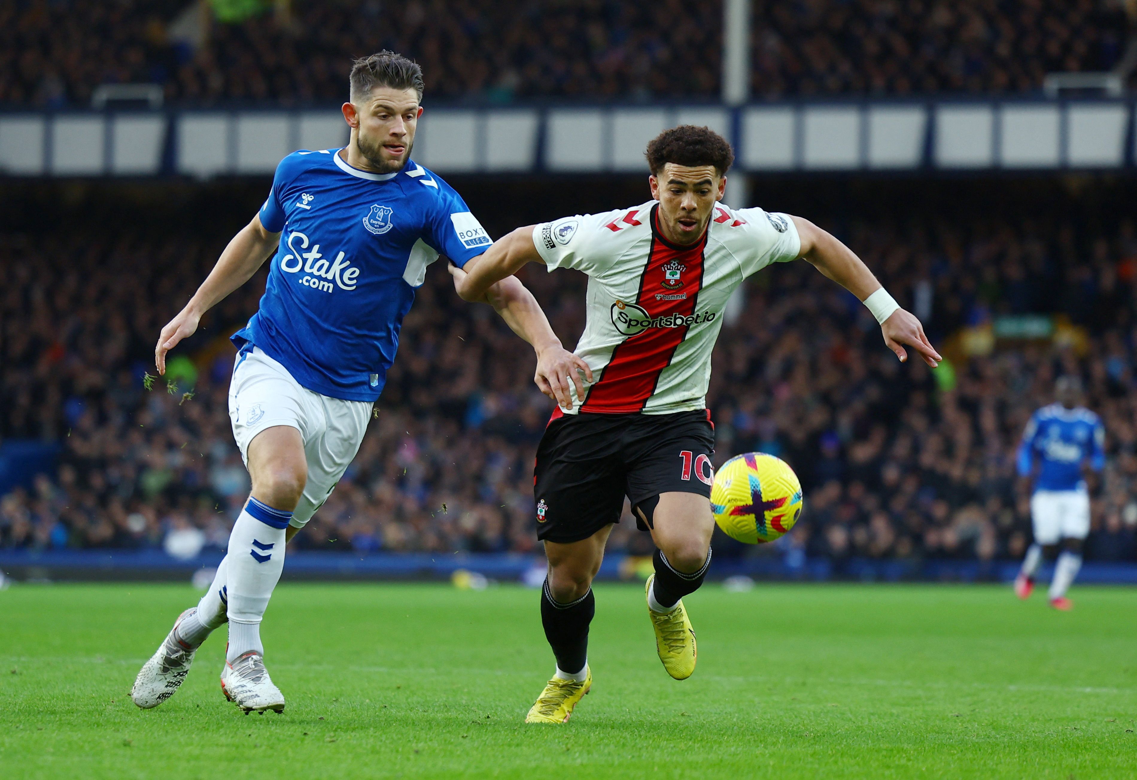 Everton In The Race To Sign "Terrific" £30k-p/w Marksman