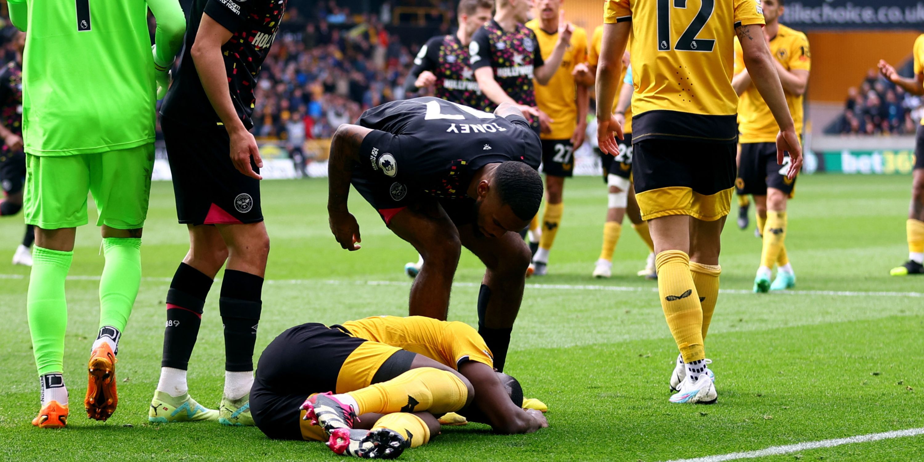 VAR Misses Blatant Penalty In 2-0 Wolves Win