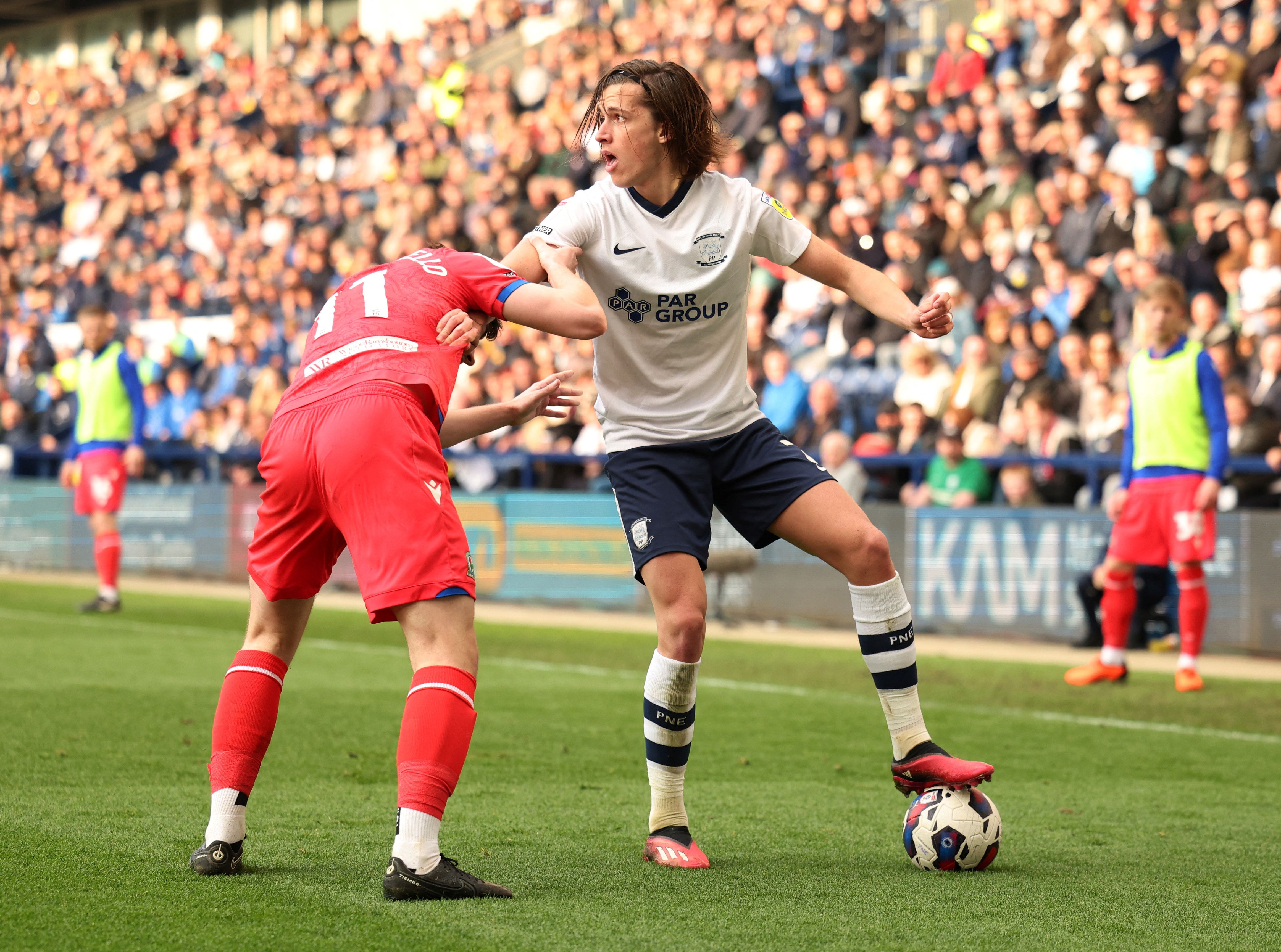 Man Utd: Exceptional Young Talent Could Oust Malacia