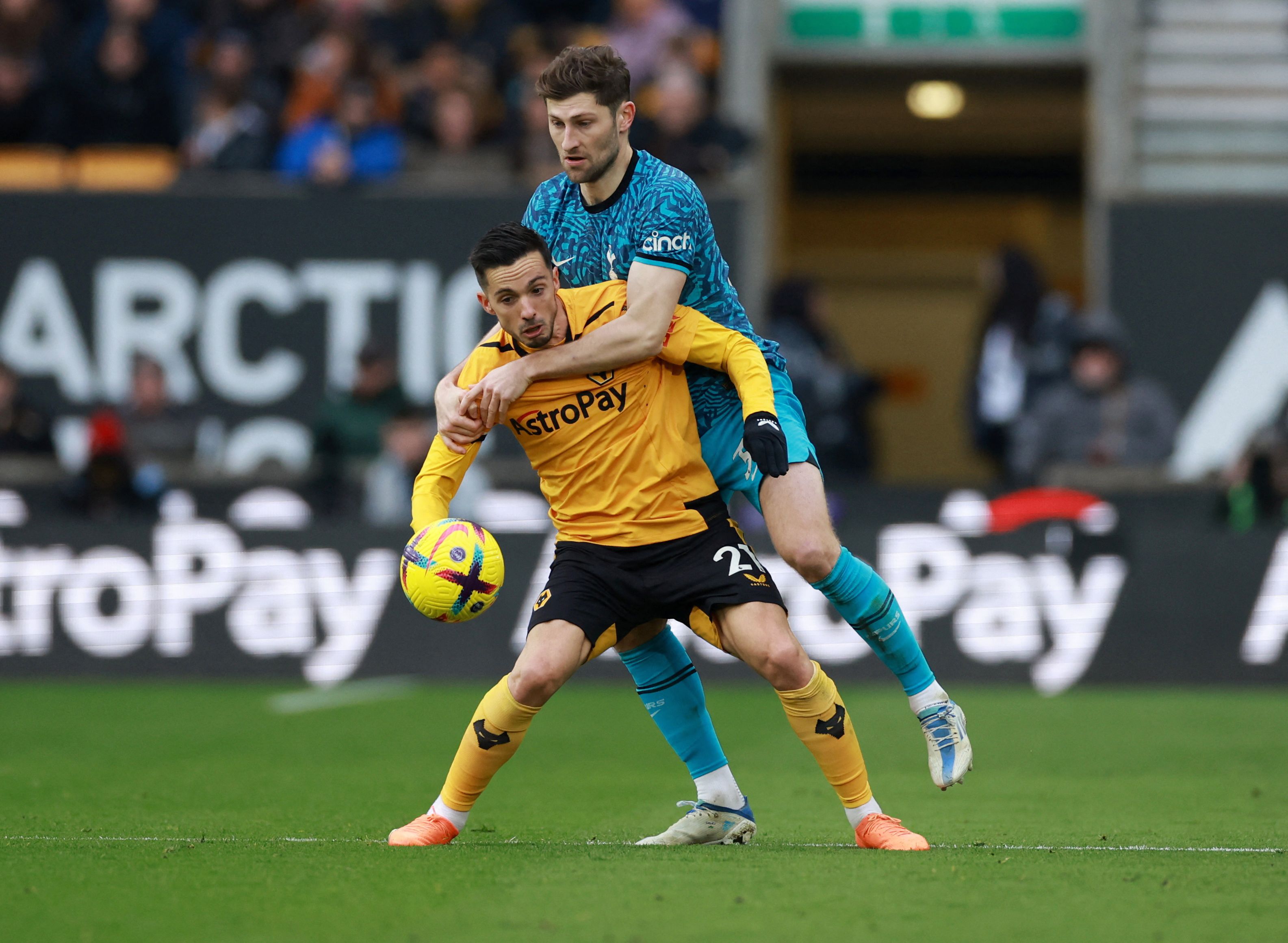 Tottenham Hotspur Open To Offers For "Weak" £15m Regular