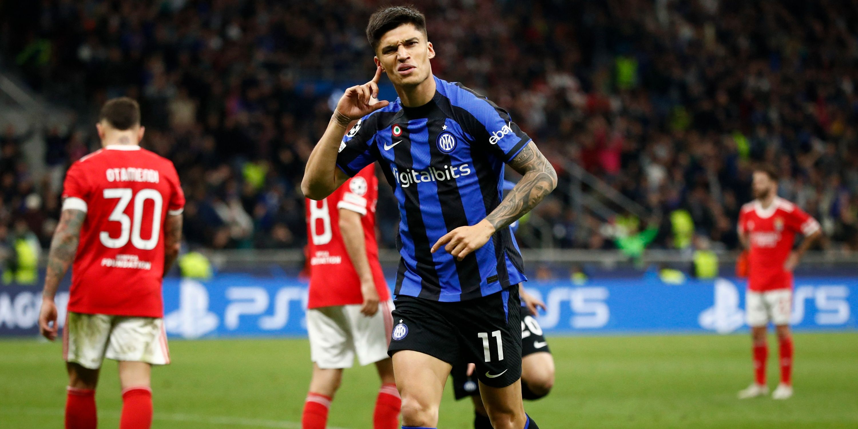 Everton Eyeing Swoop For £108k-p/w Calvert-Lewin Partner