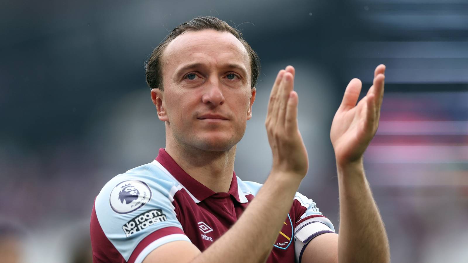 The new Mark Noble: West Ham open talks to sign Premier League midfielder