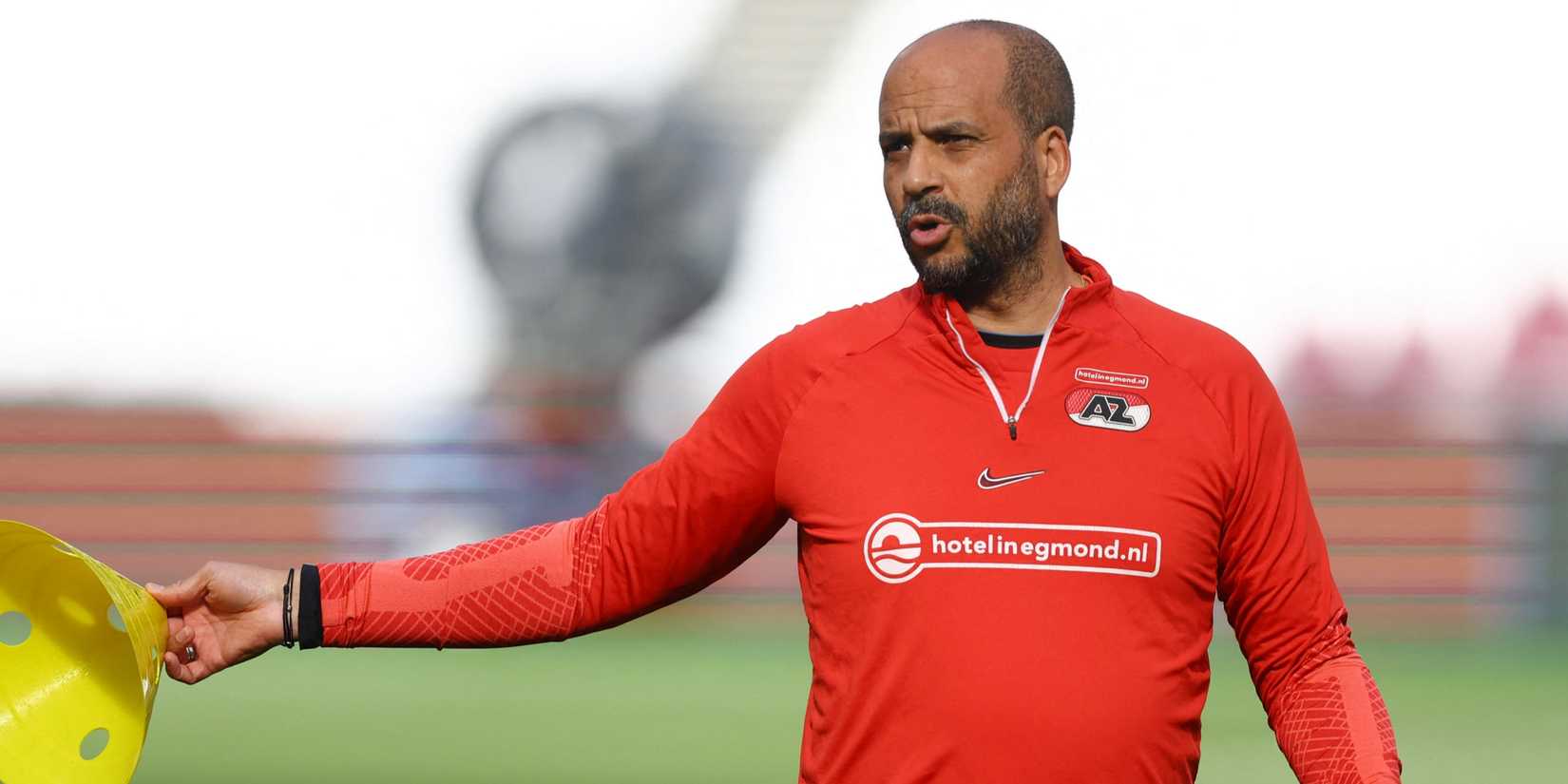 Sunderland eyeing up "exciting" 4-3-3 manager who Dan Neil would love