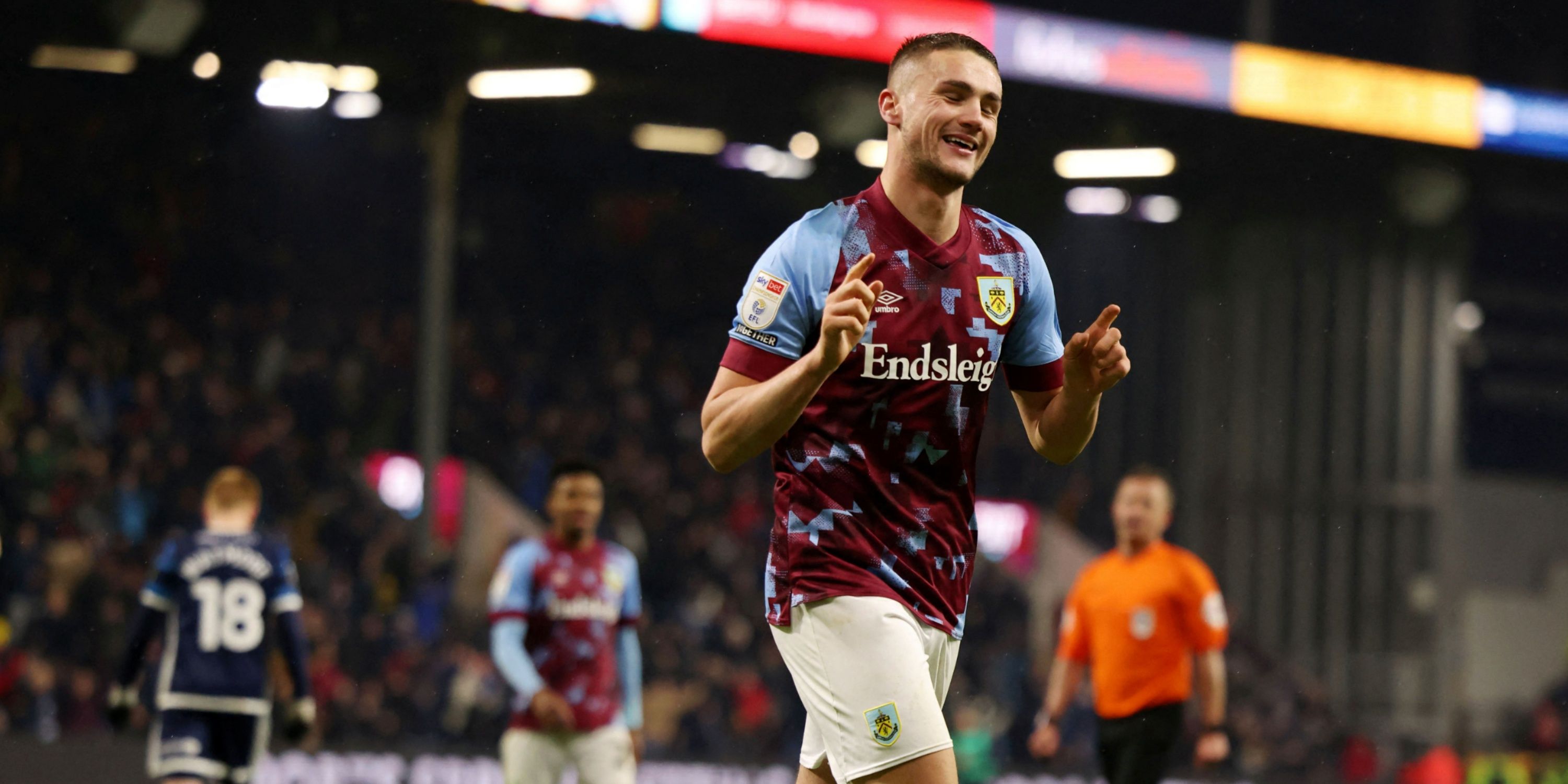 West Ham Can Repeat Zabaleta Trick By Landing £15m "Warrior" At London ...