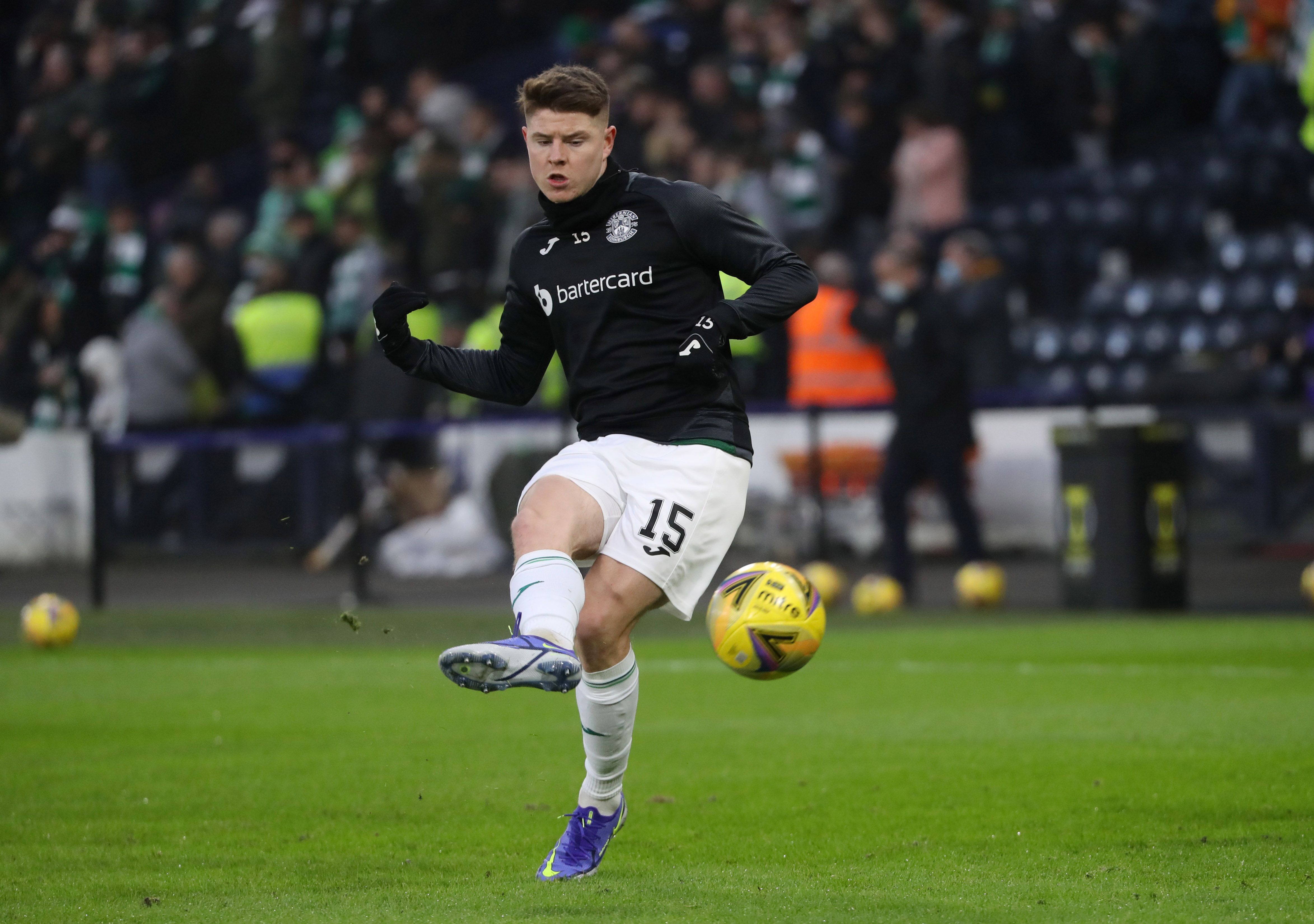 Hibernian Could Replace Nisbet By Signing £600k-valued Machine