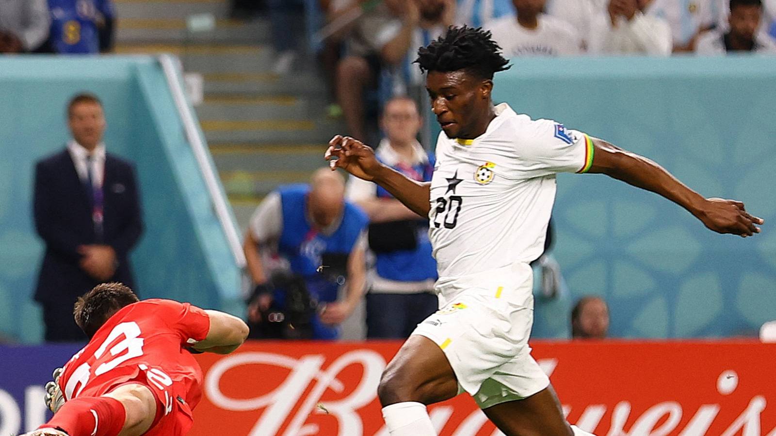 Chelsea Could Sign New Kalou In 'Electric' £40m Livewire