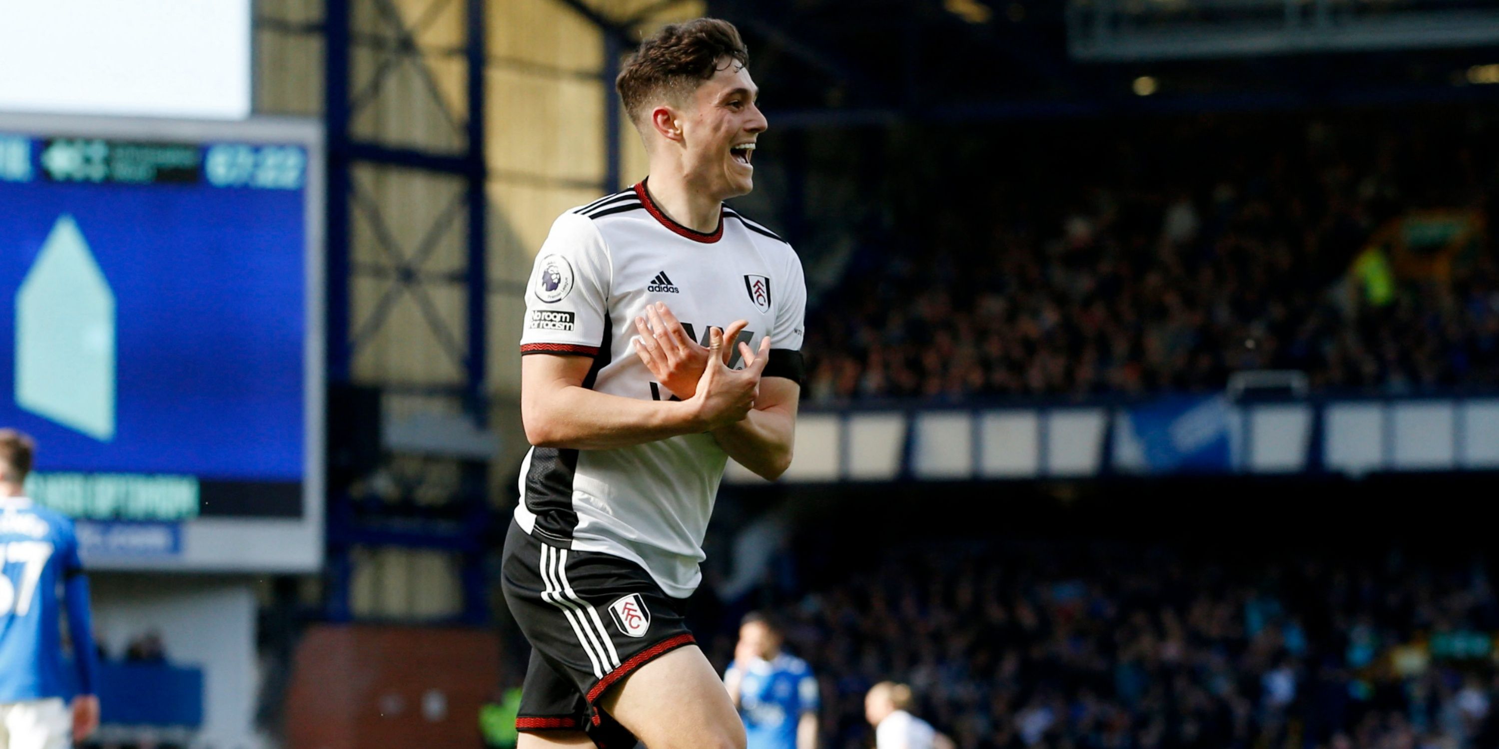 Leeds: Farke Eyeing Big Dan James Upgrade In £8.5m Leeds: Farke Eyeing Big Dan James Upgrade In £8.5m
