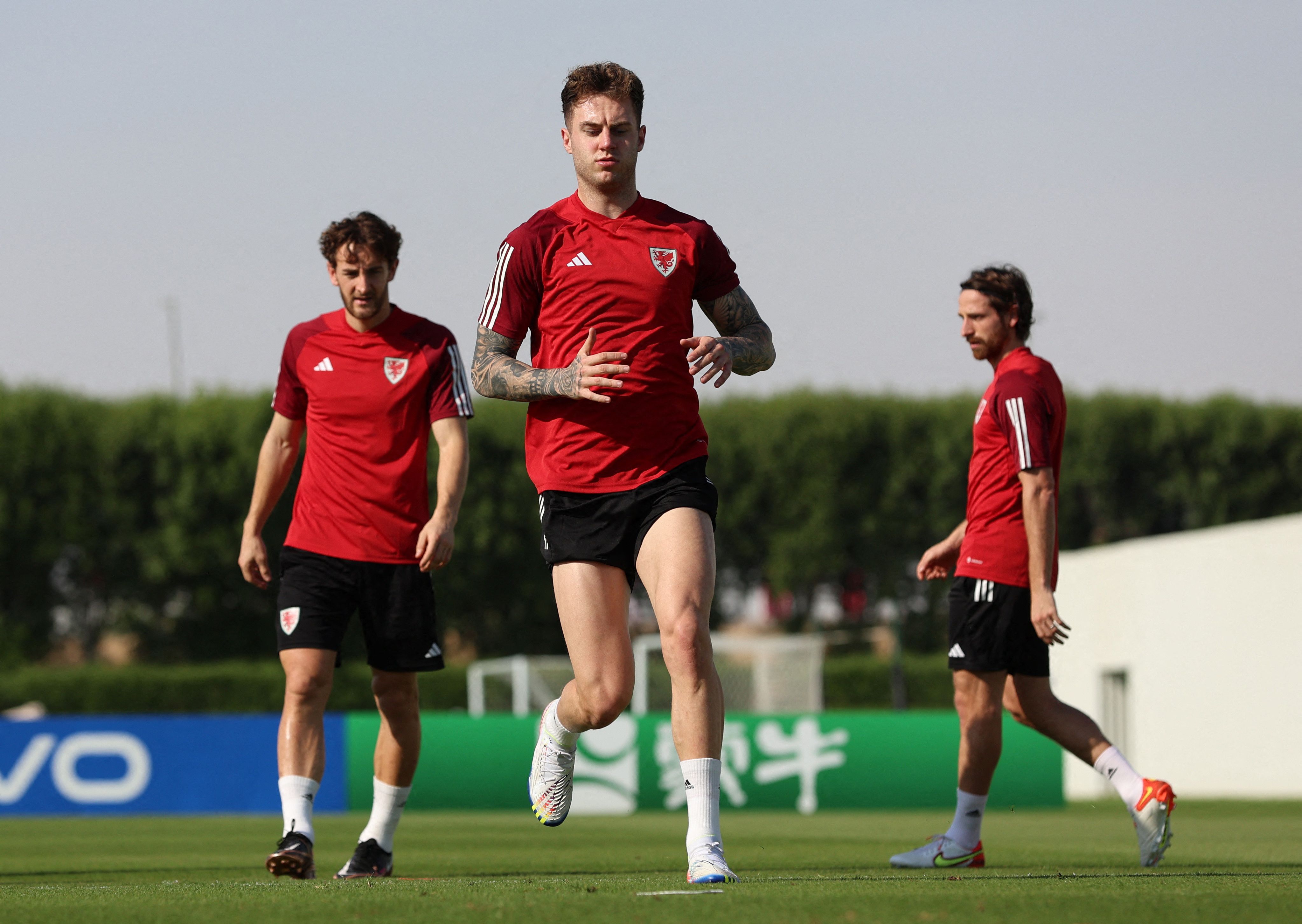 Leeds team news: Farke must unleash "exemplary" £10k-p/w titan