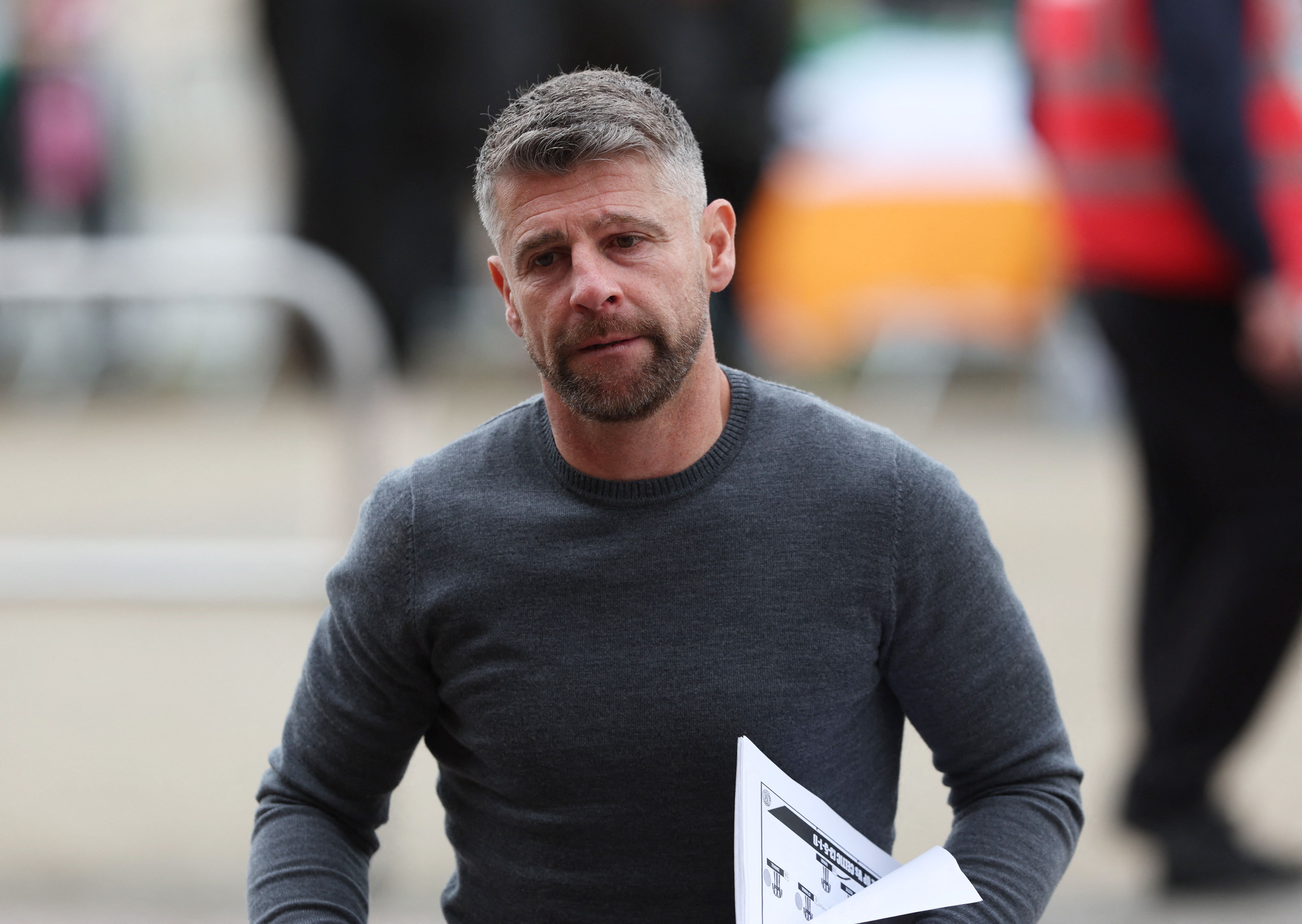 Hibernian: Impressive SPFL manager could replace Lee Johnson