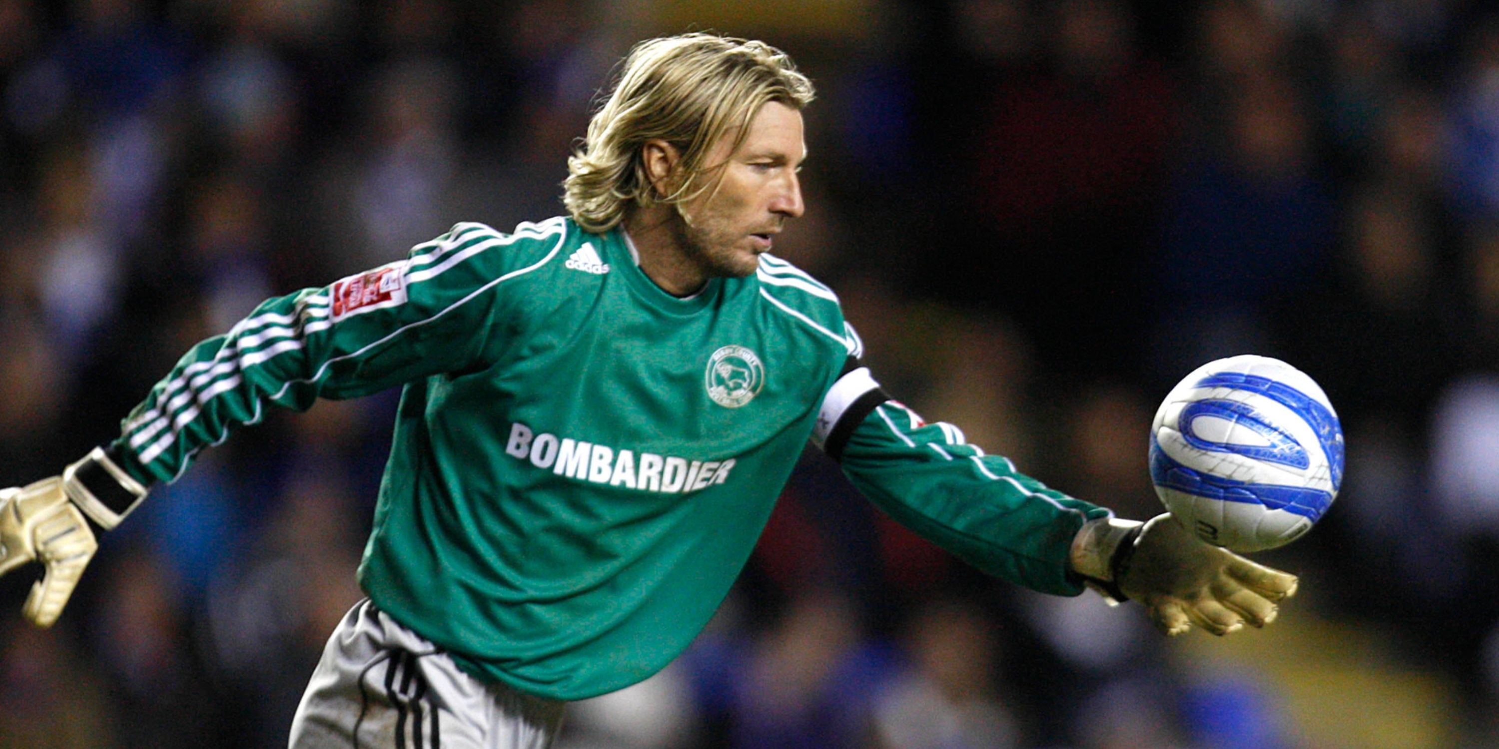 10 times Outfield Players Have Gone In Goal As Goalkeepers